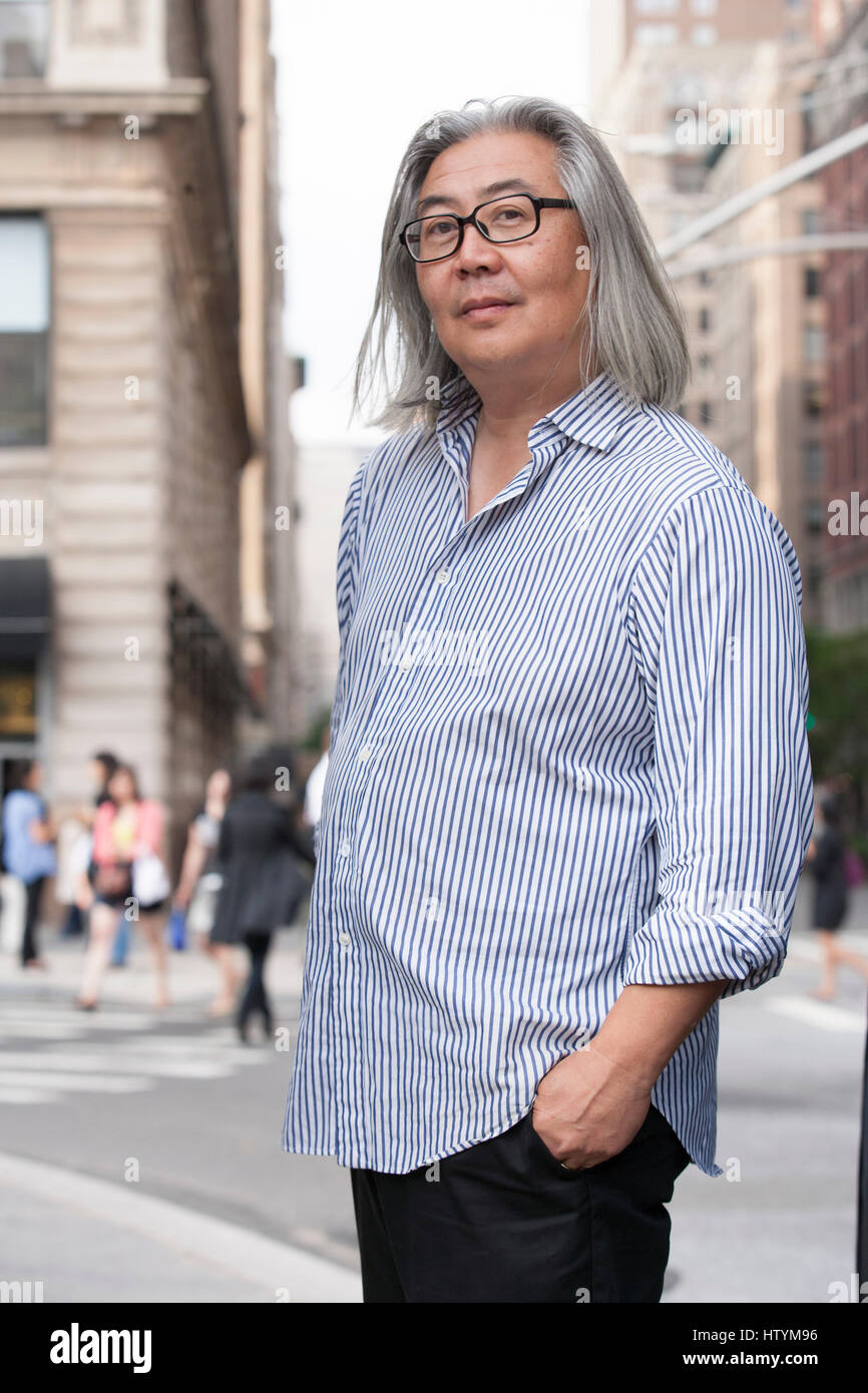 Portrait of pedestrian in city Stock Photo - Alamy