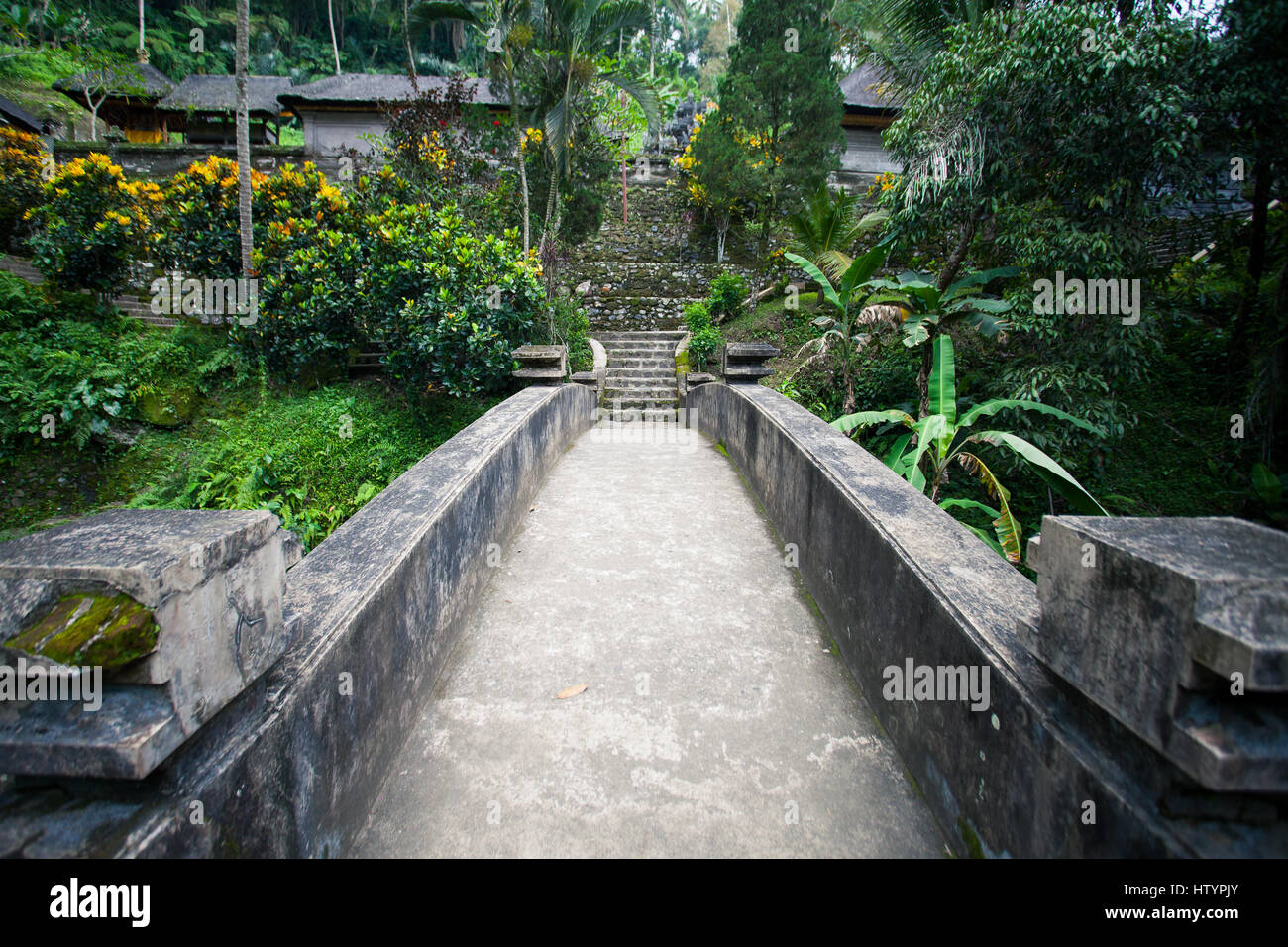 Sunlight in eyes indian hi-res stock photography and images - Alamy