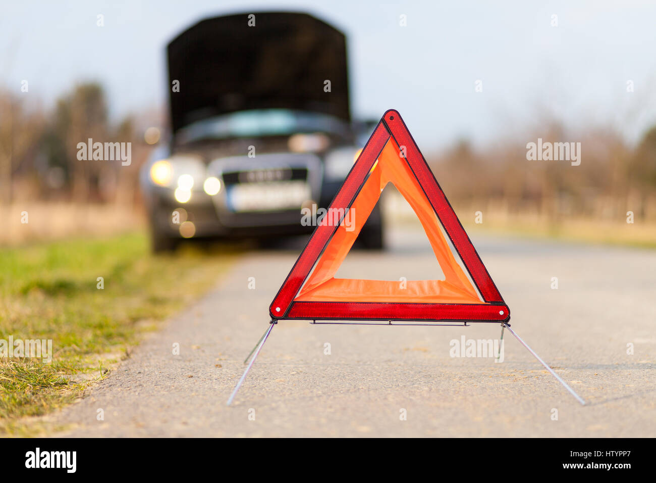 Breakdown triangle hi-res stock photography and images - Alamy