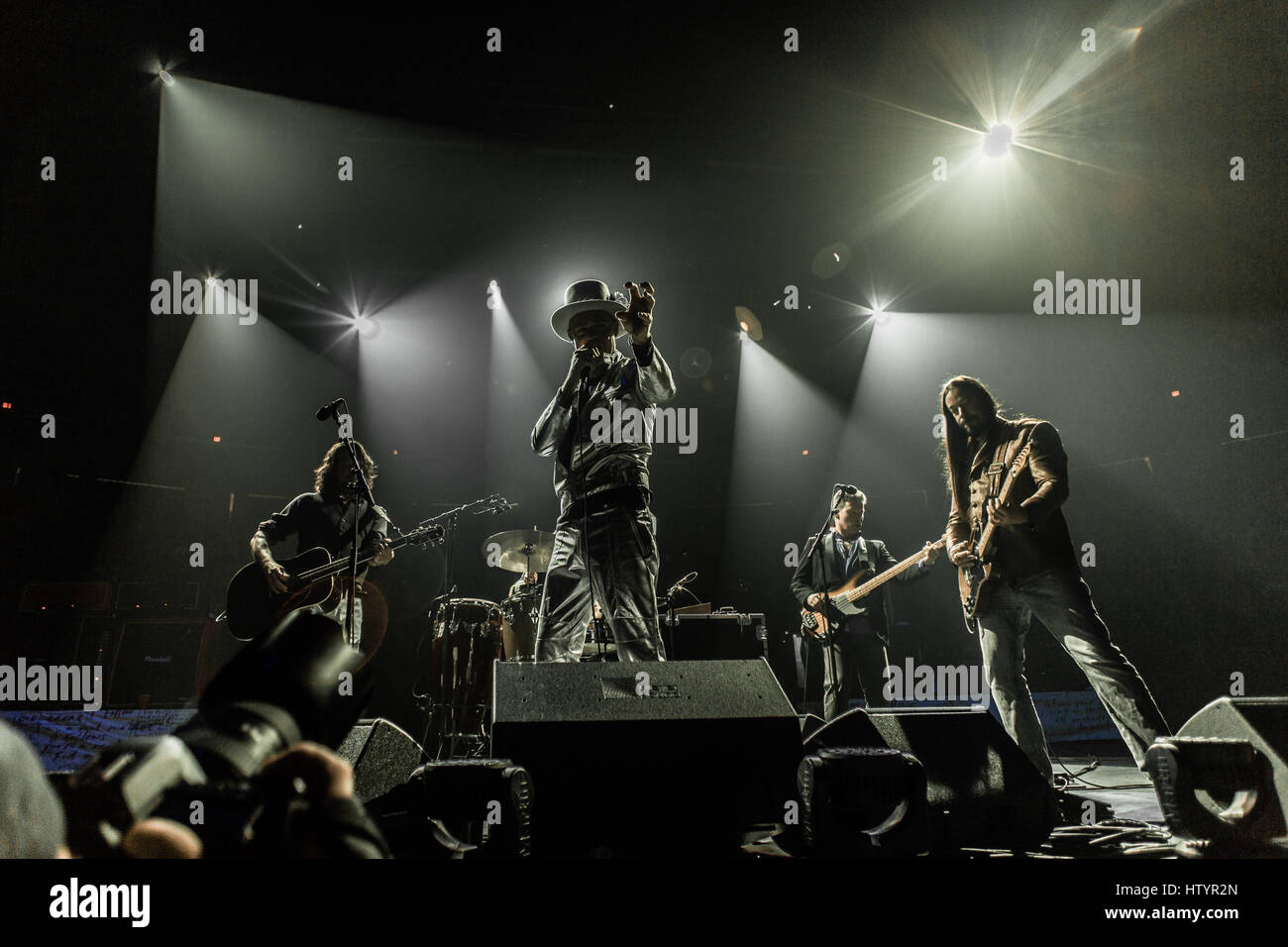 Tragically hip hi-res stock photography and images - Alamy