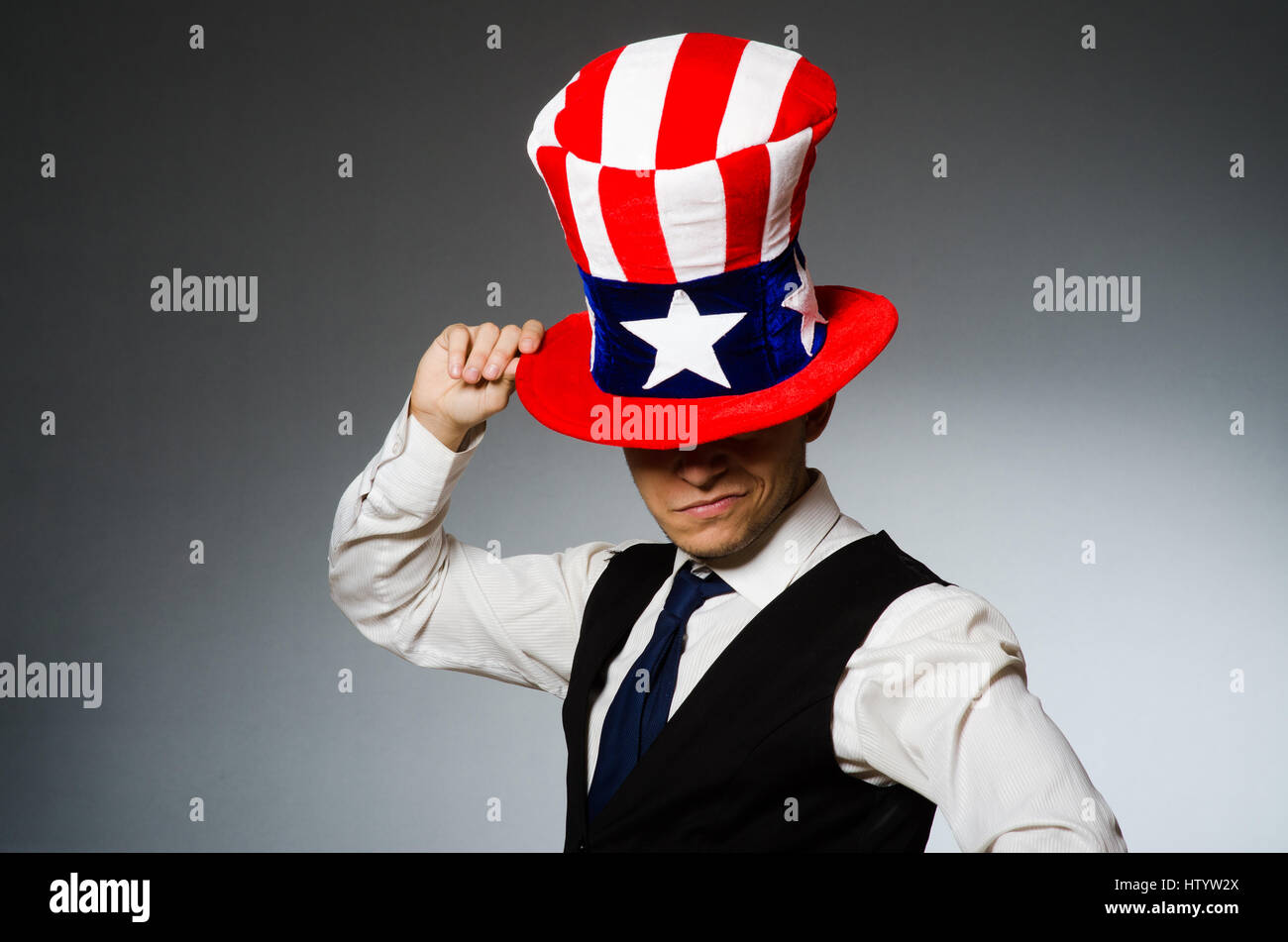 Man wearing hat with american symbols Stock Photo - Alamy