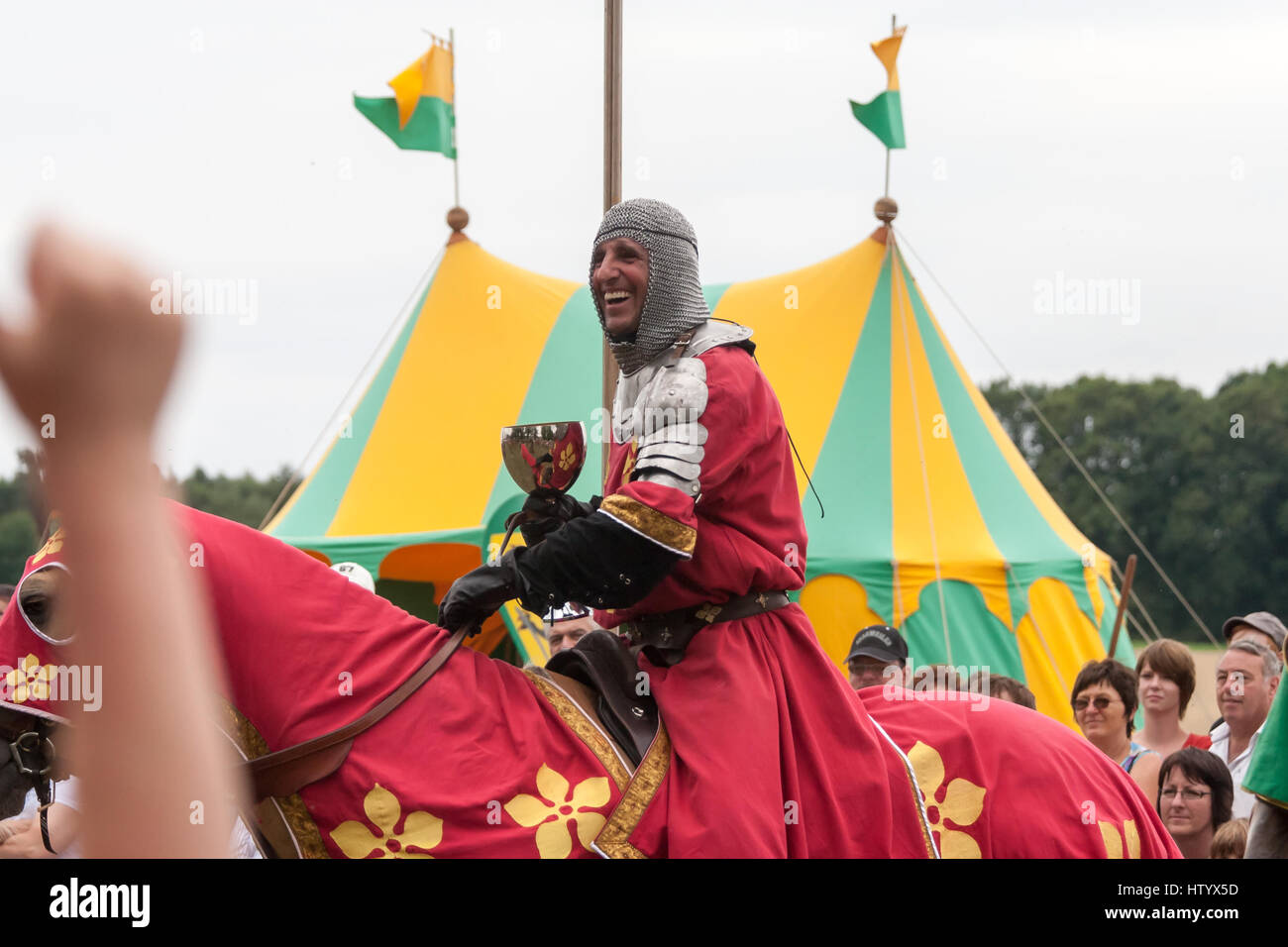 Show costume hi-res stock photography and images - Alamy