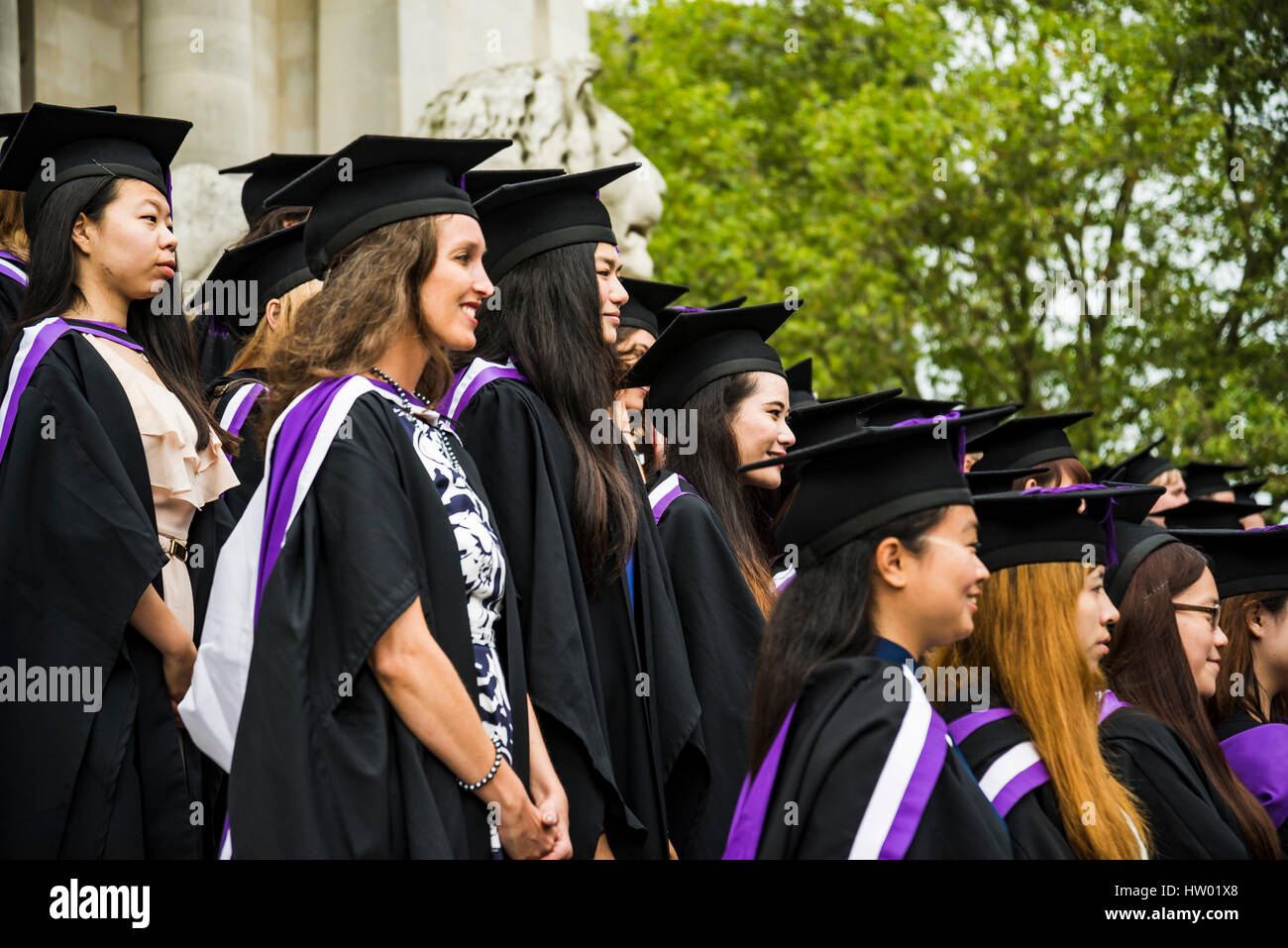 University students uk hi-res stock photography and images - Alamy