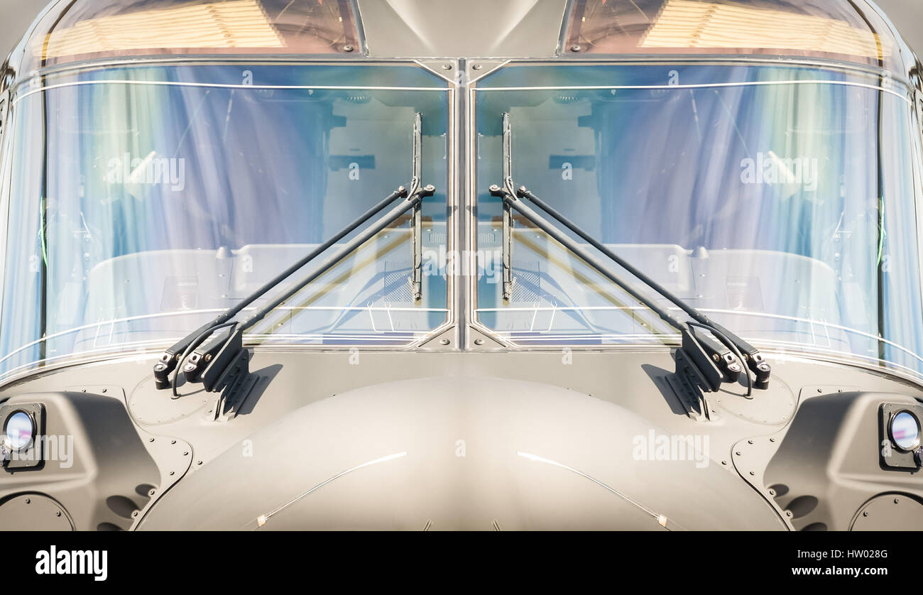 Helicopter windscreen hi-res stock photography and images - Alamy