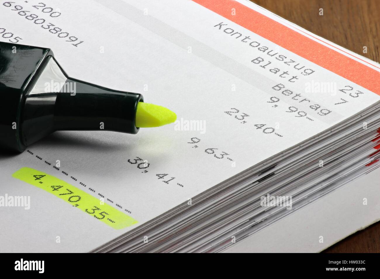 Bank balance hi-res stock photography and images - Alamy