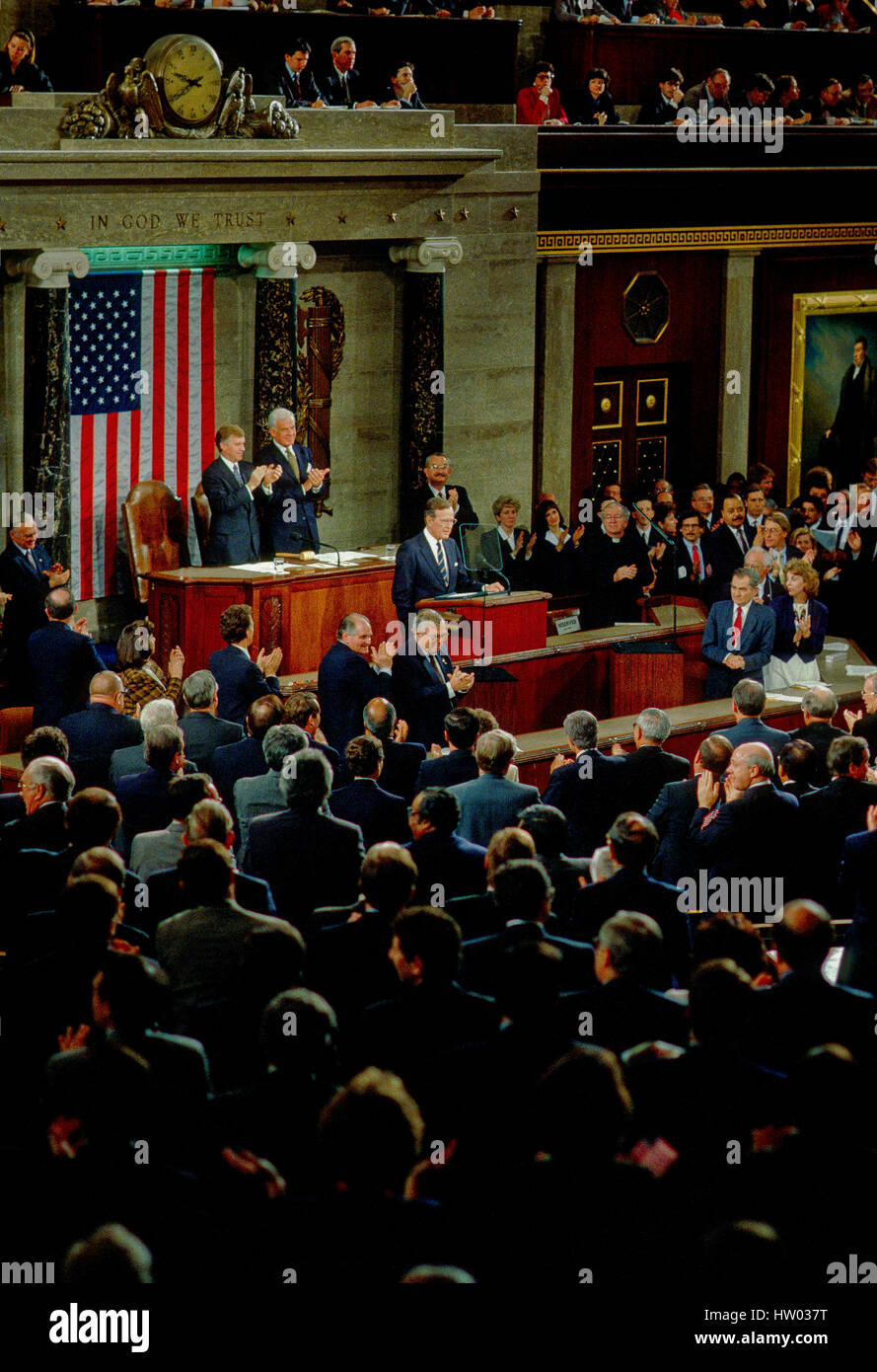 President George H.W. Bush delivers his address to a joint session of ...