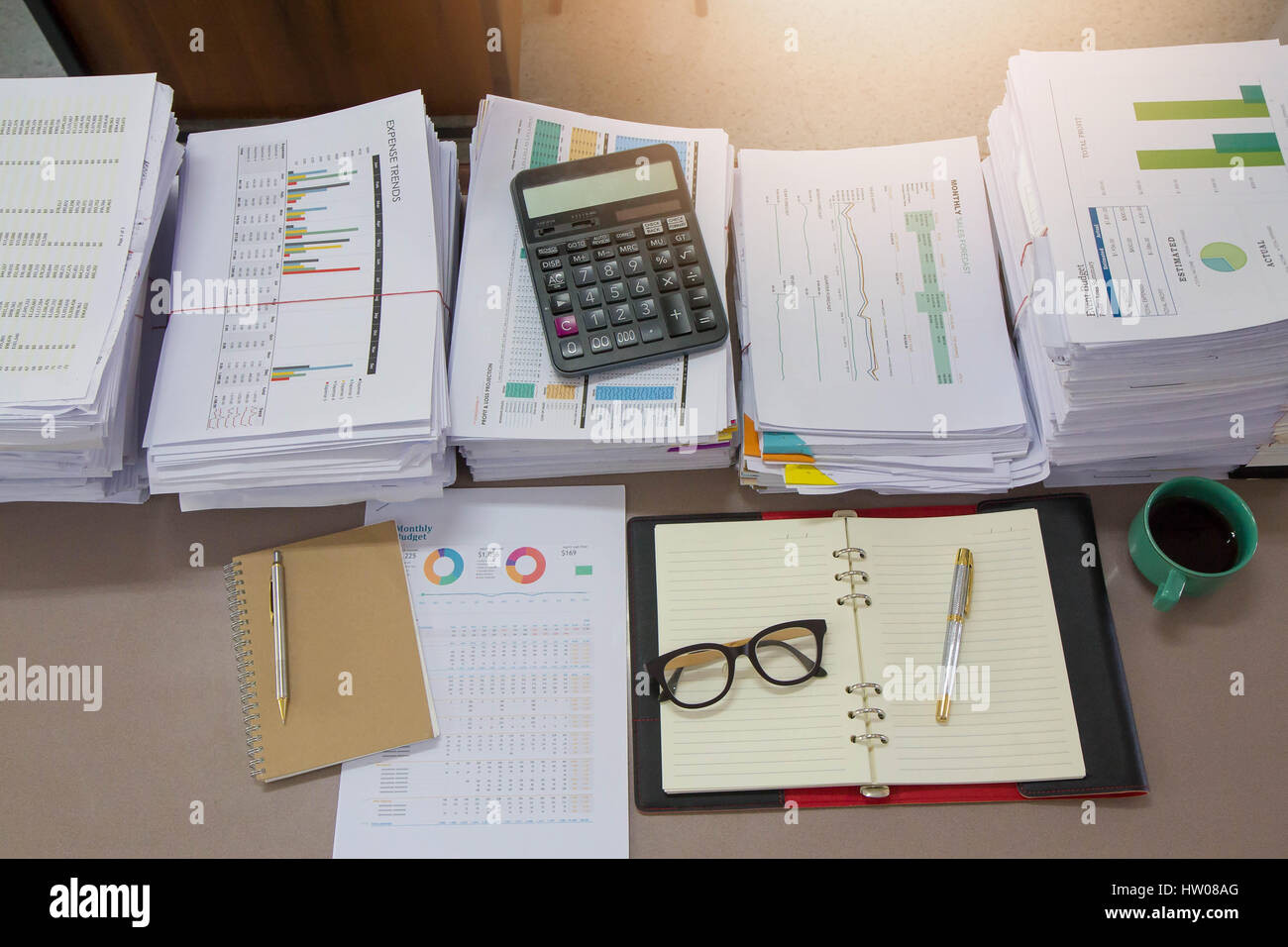 Business Concept, Pile of unfinished documents on office desk, Stack of ...