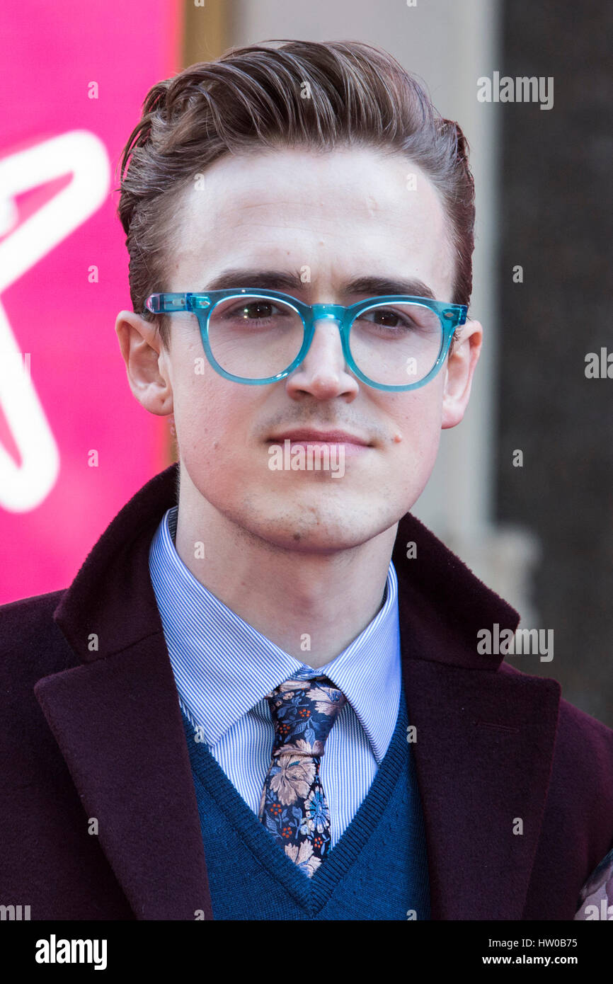 Fletcher singer hi-res stock photography and images - Alamy