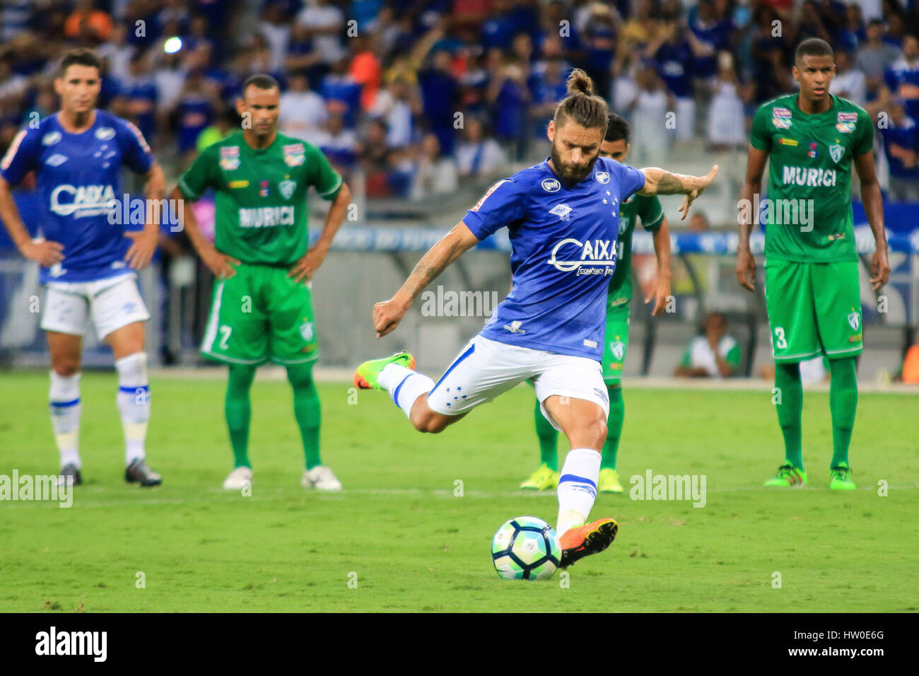 Belo Horizonte, Brazil. 15th Mar, 2017. Rafael SÃ³bis charges pÃªnalti ...