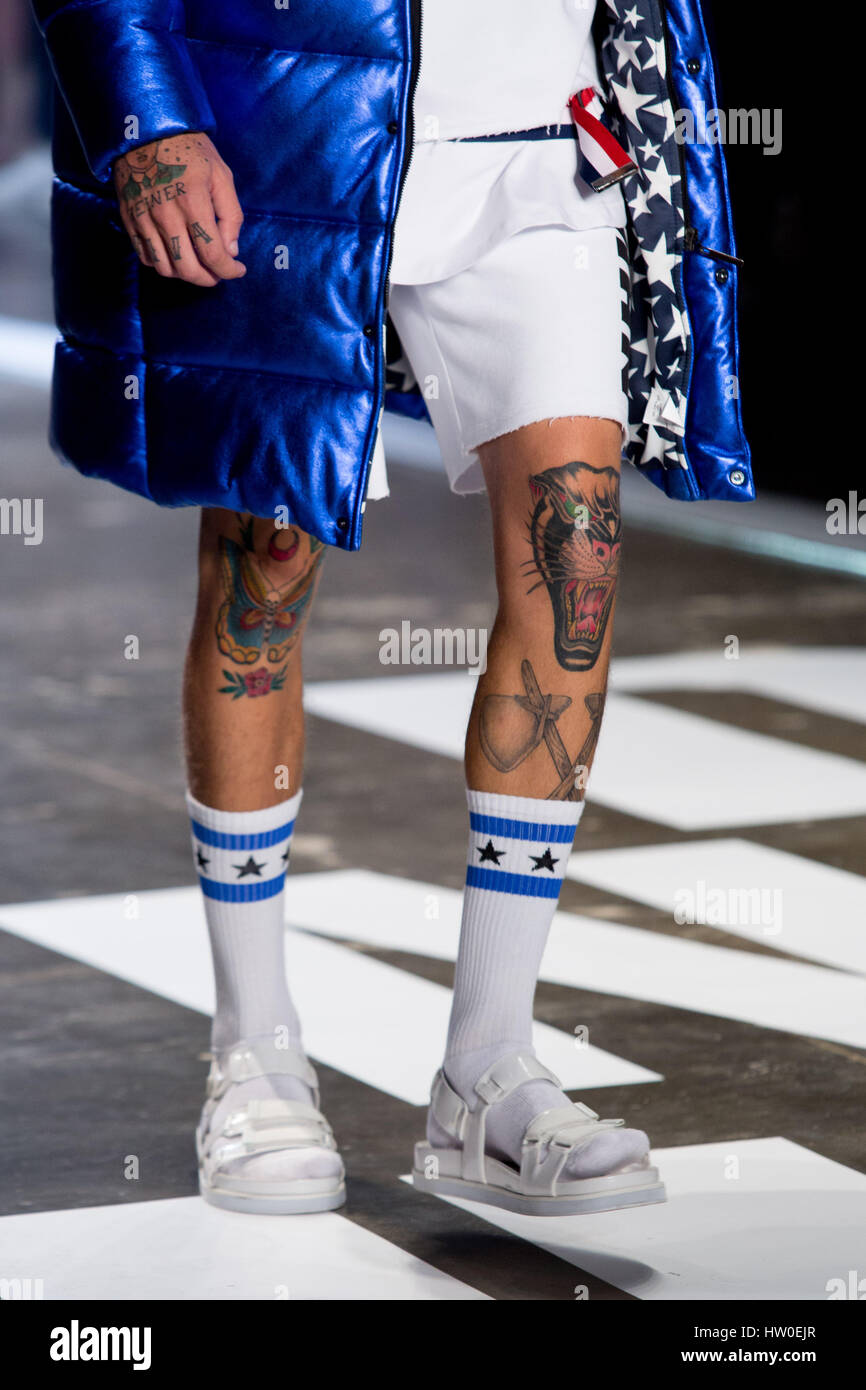 2nd floor stage hi-res stock photography and images - Alamy