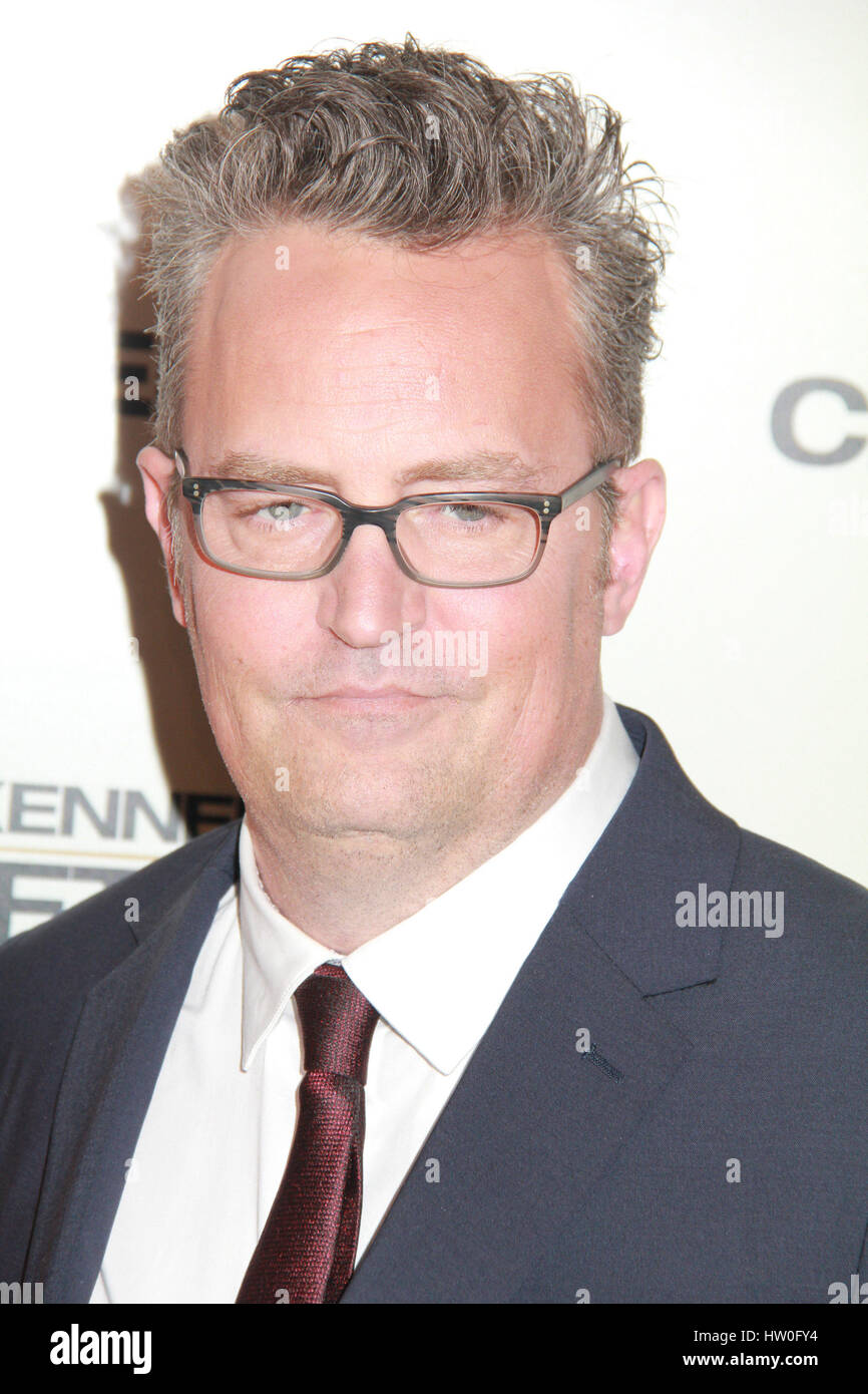 Los Angeles, USA. 15th Mar, 2017. Matthew Perry 03/15/2017 Red carpet ...