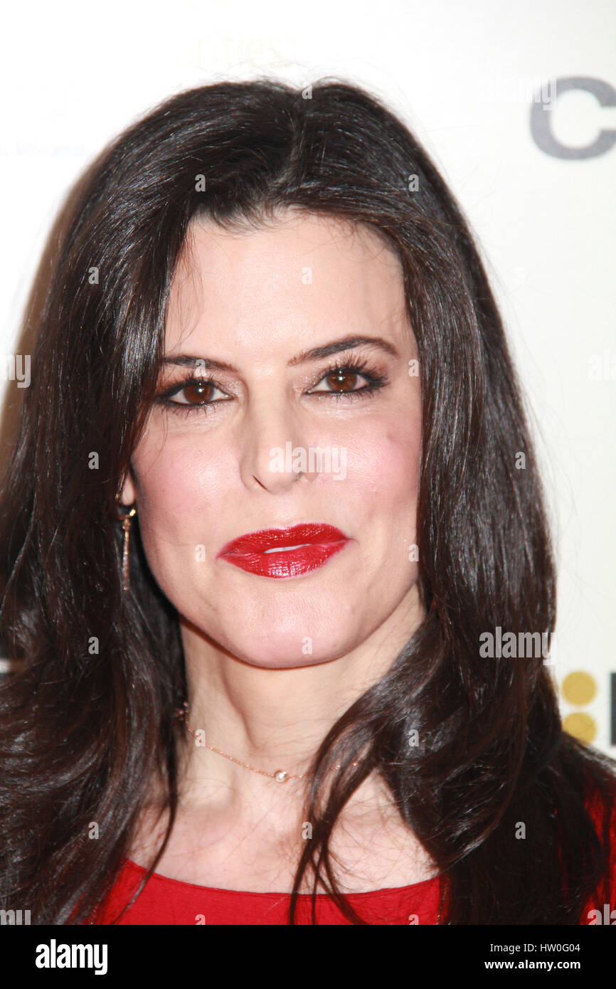 Los Angeles, USA. 15th Mar, 2017. Keri Selig 03/15/2017 Red carpet and ...