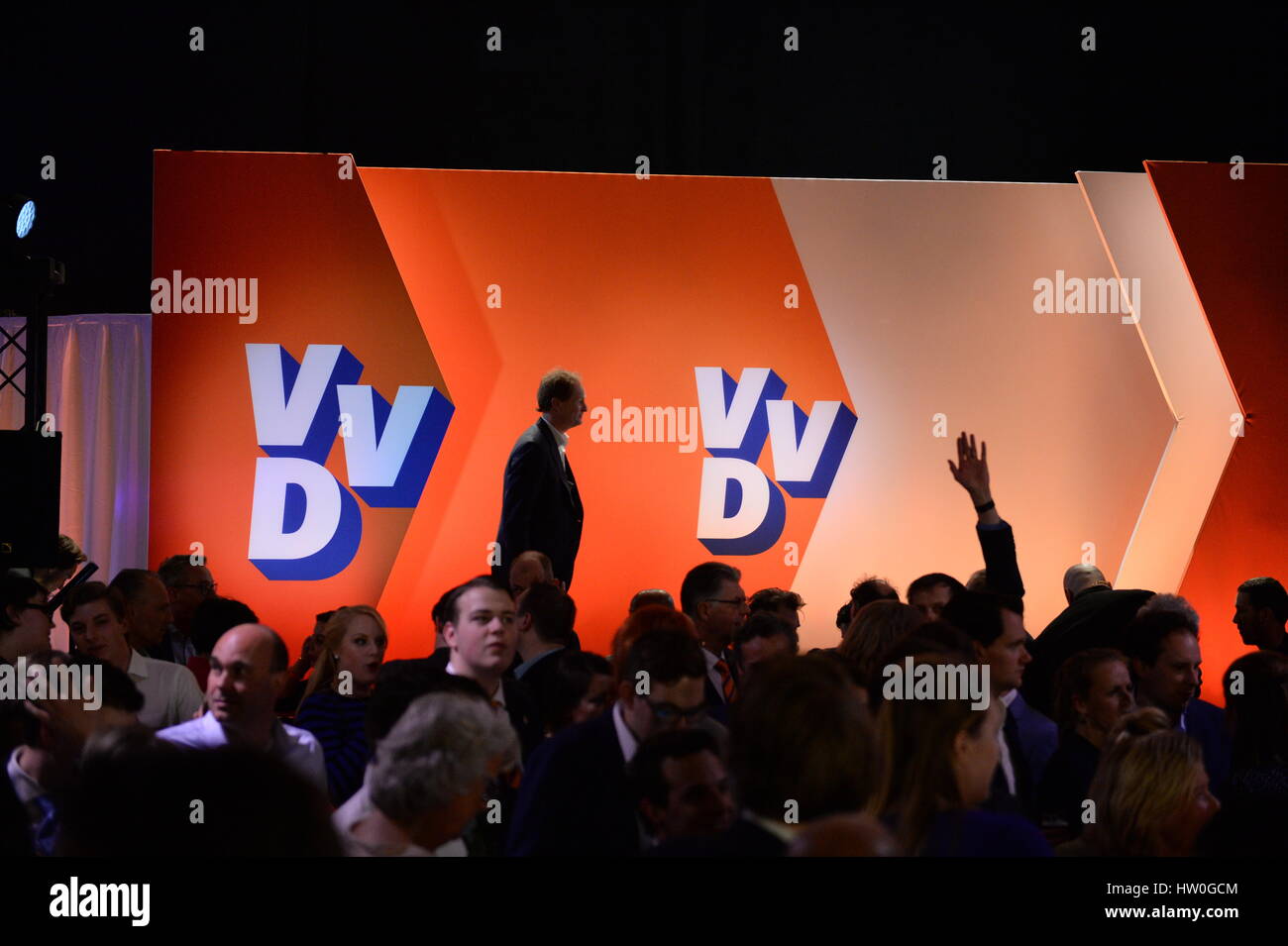 The Hague, Netherlands. 15th Mar, 2017. Supporters of the conservative ...