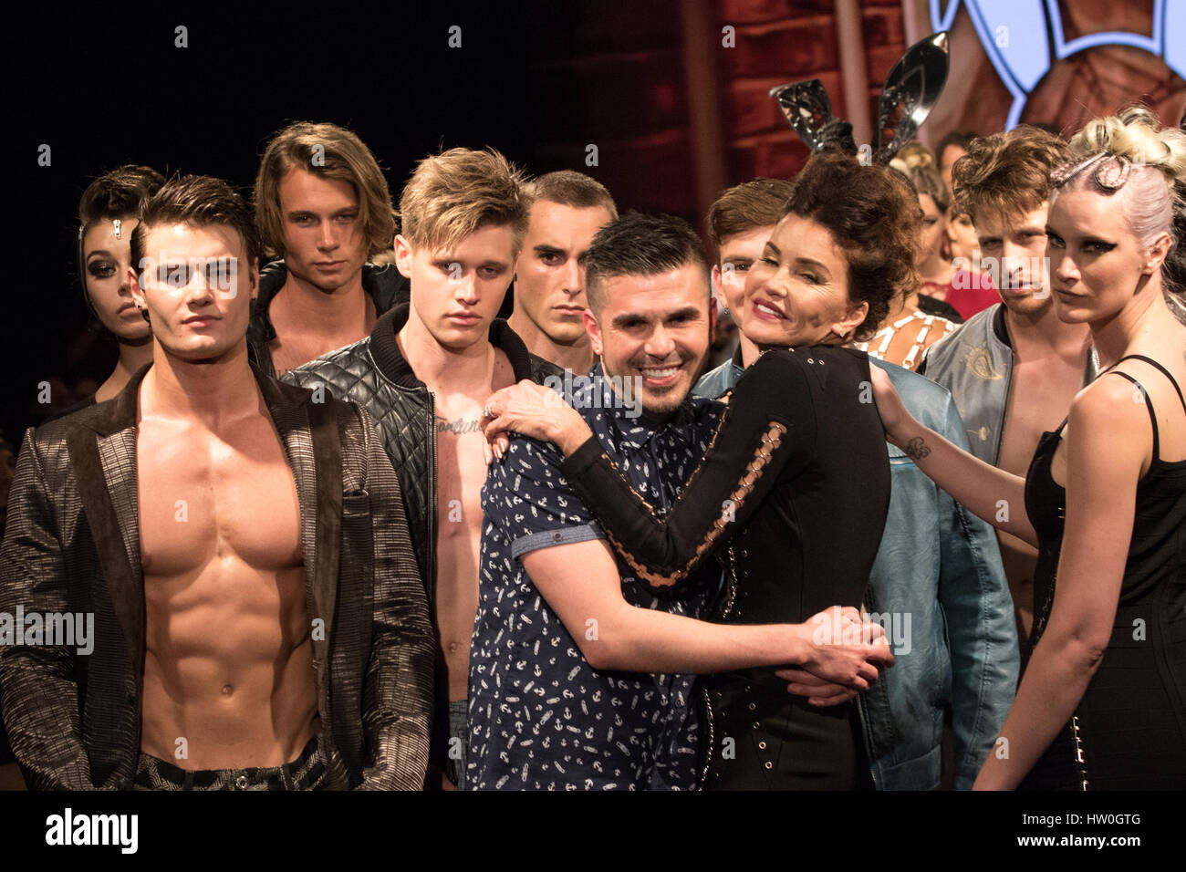 Janice dickinson 2017 hi-res stock photography and images - Alamy