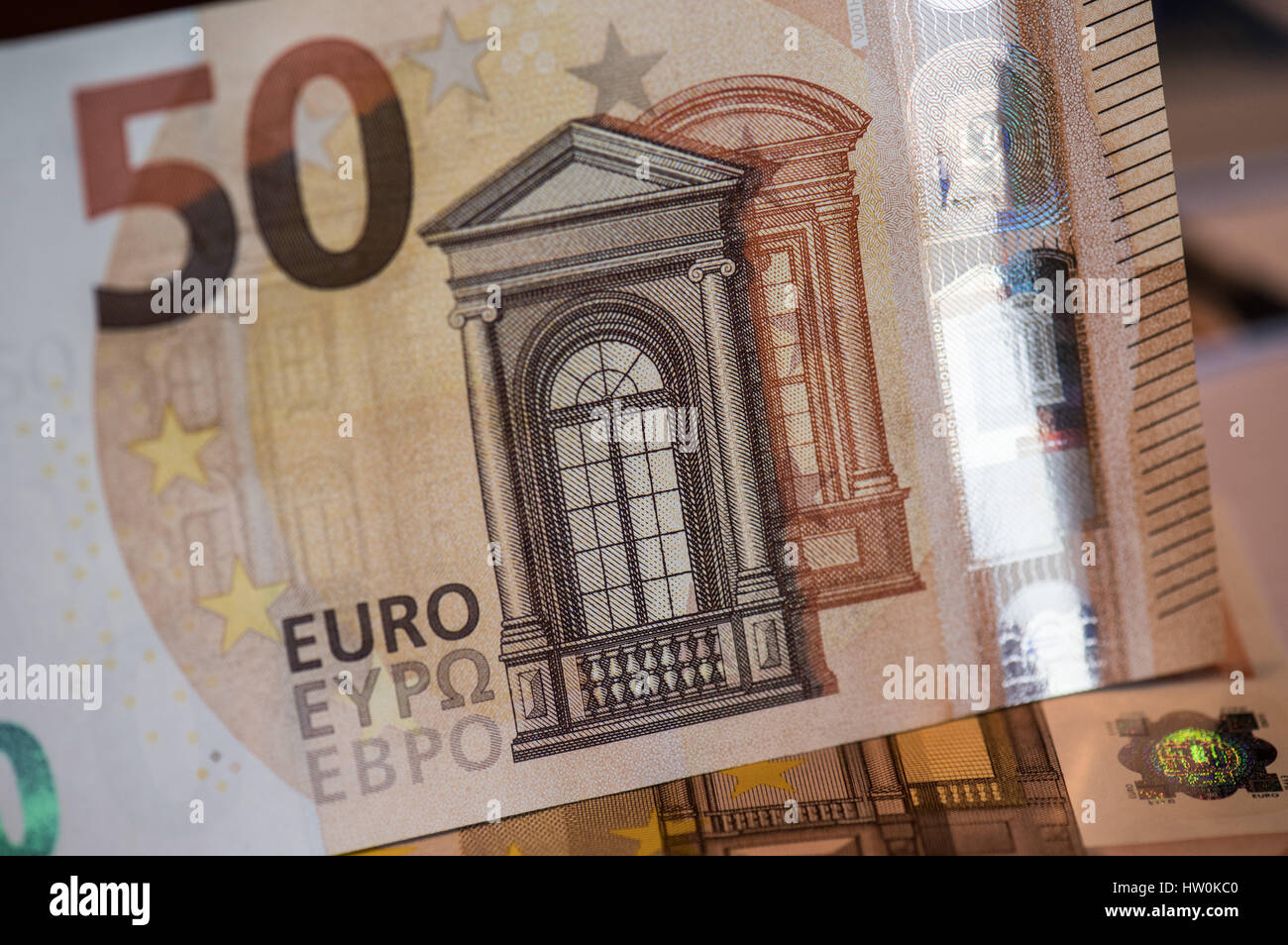 Frankfurt, Germany. 16th Mar, 2017. The new 50 Euro bank note is ...