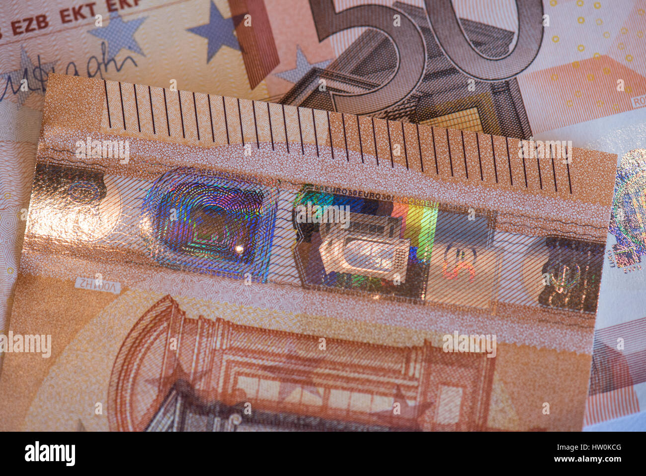 Frankfurt, Germany. 16th Mar, 2017. The new 50 Euro bank note is ...