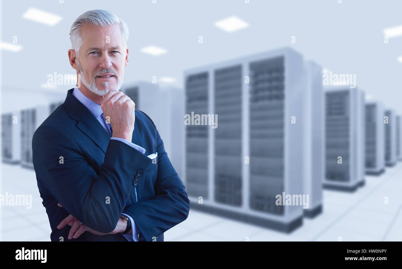 Data server big related hi-res stock photography and images - Alamy