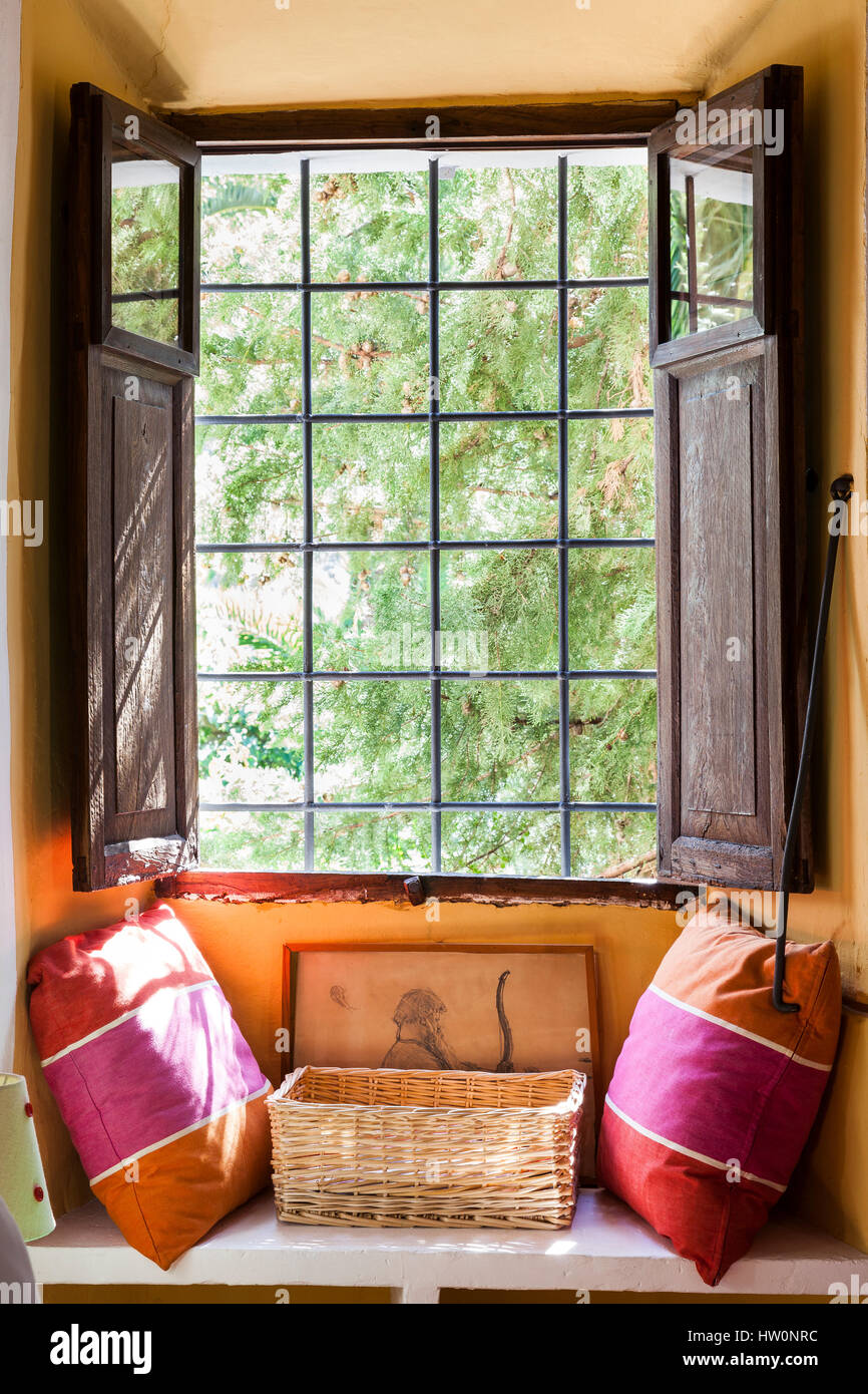 Interior of house and window hi-res stock photography and images - Alamy