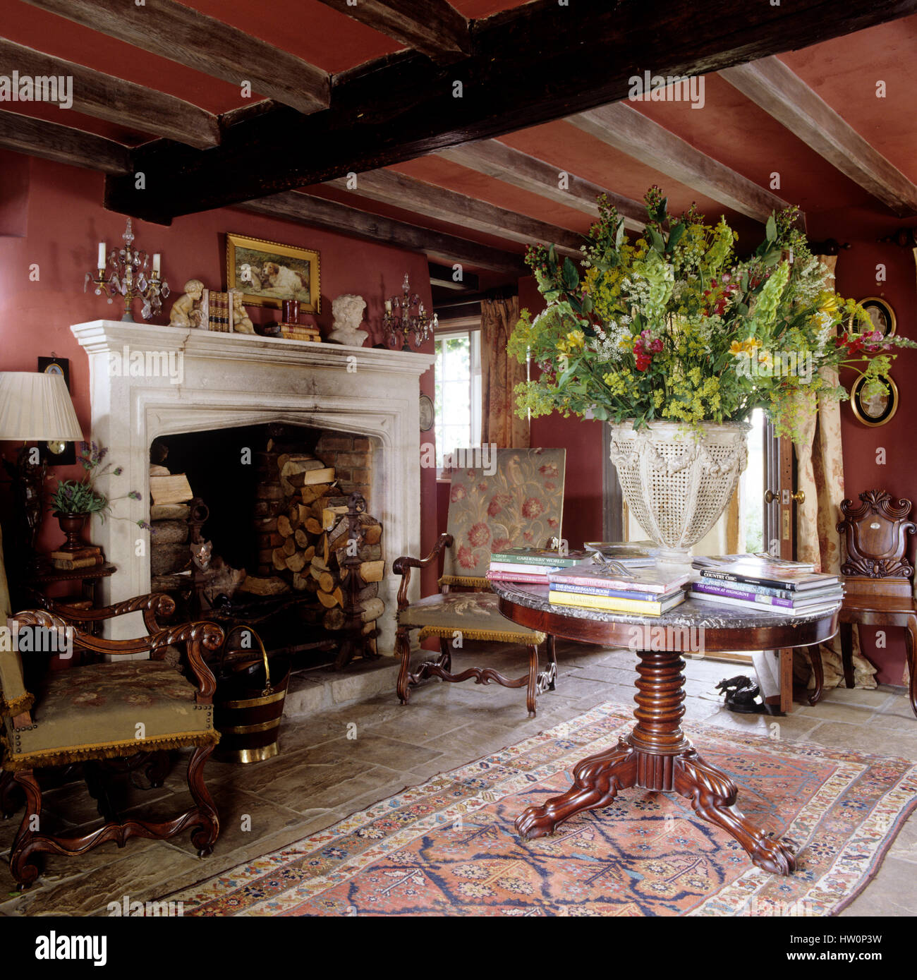 Rustic style living room Stock Photo - Alamy