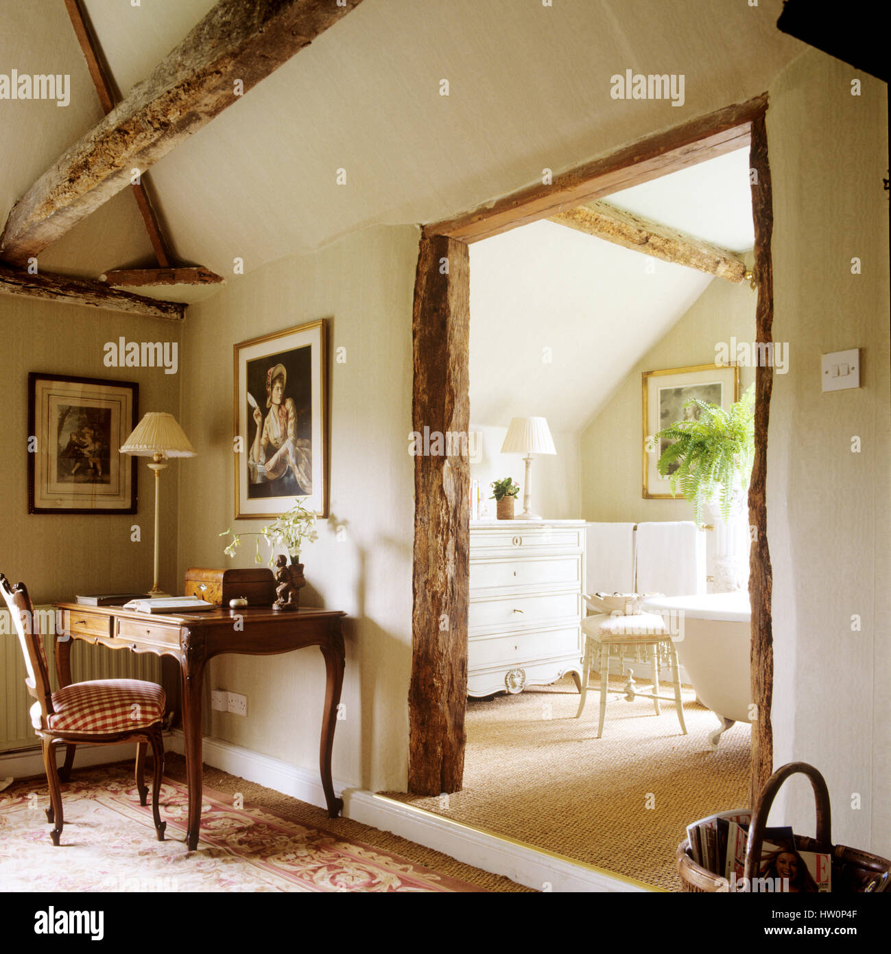 Country ensuite hi-res stock photography and images - Alamy