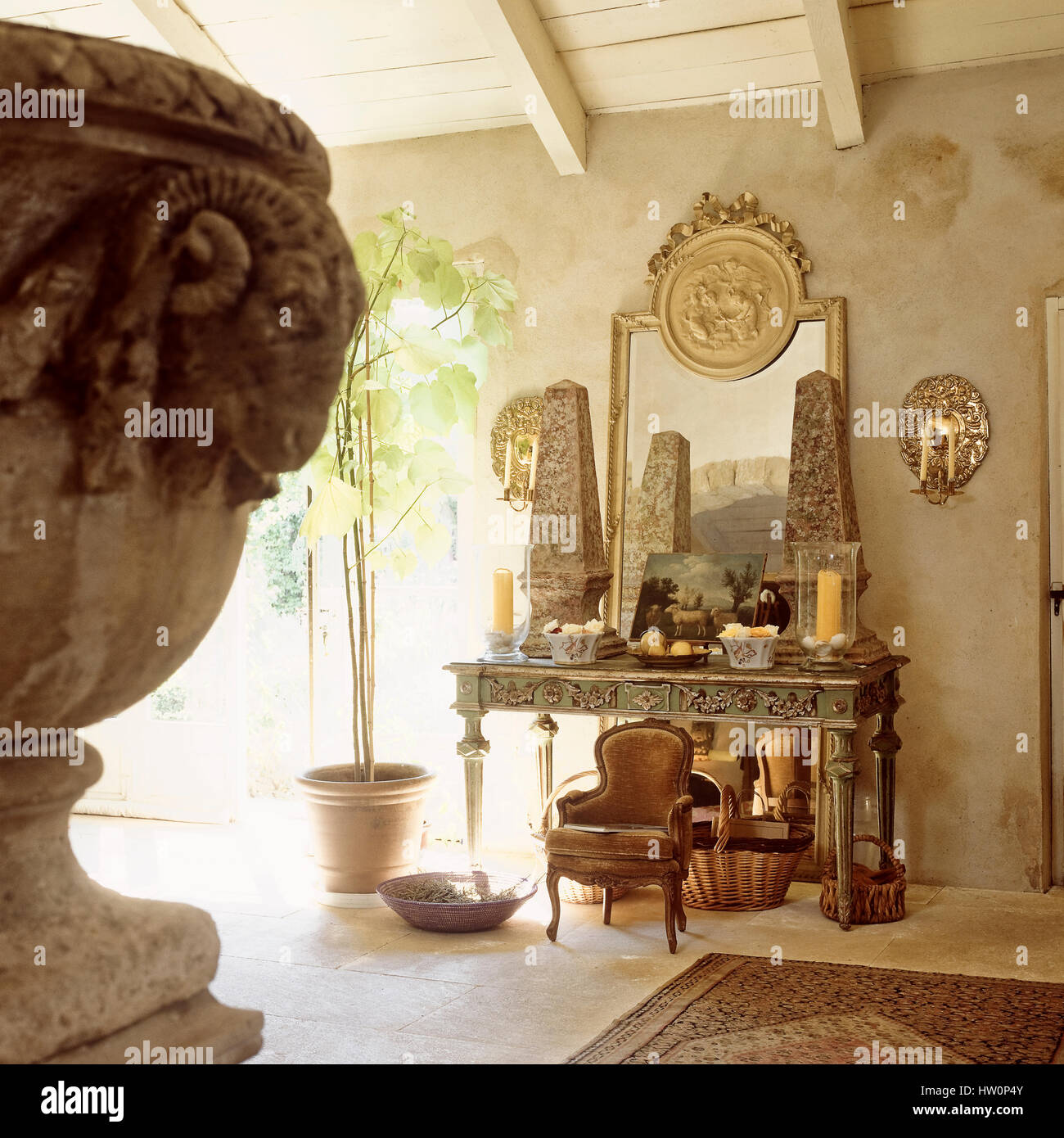 Table of antiques in Arabic style room Stock Photo - Alamy