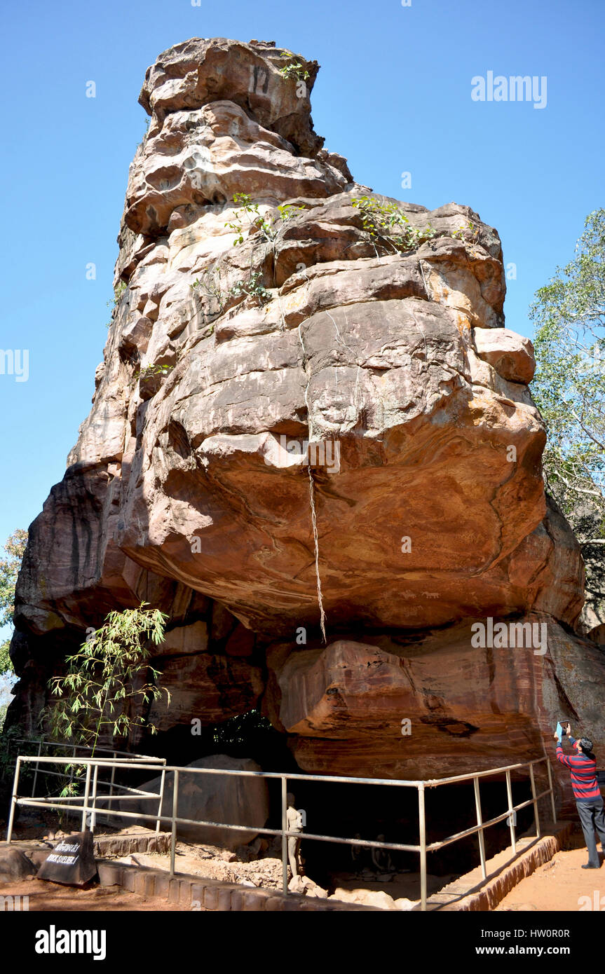 Riders shelter hi-res stock photography and images - Alamy