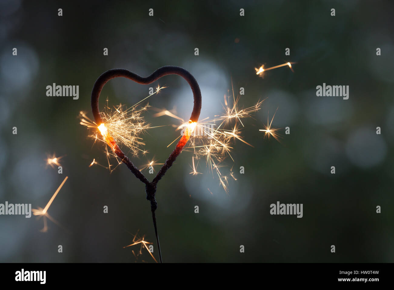 Heart sparkler hi-res stock photography and images - Alamy