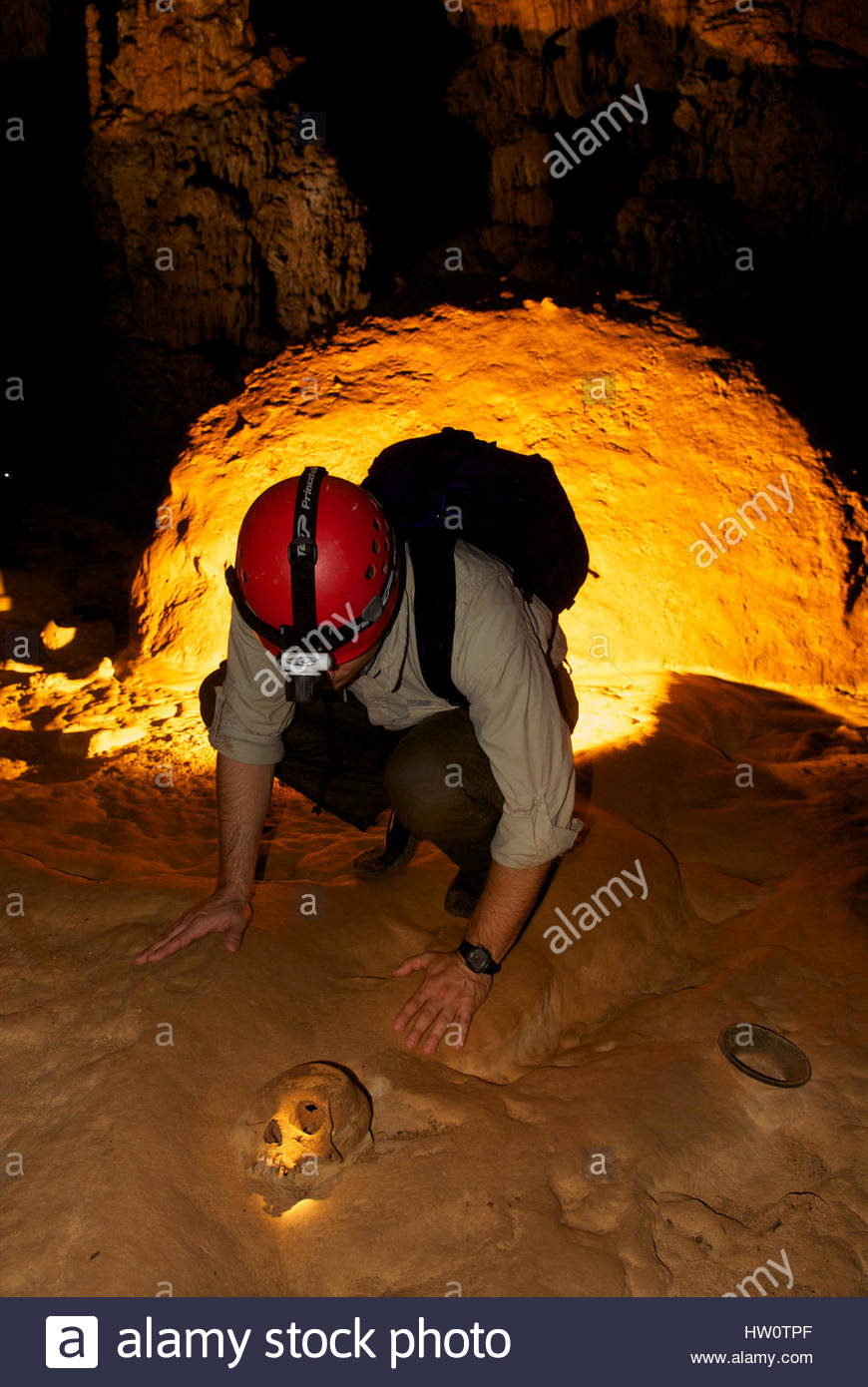Human Sacrifice Ritual Stock Photos & Human Sacrifice Ritual Stock ...