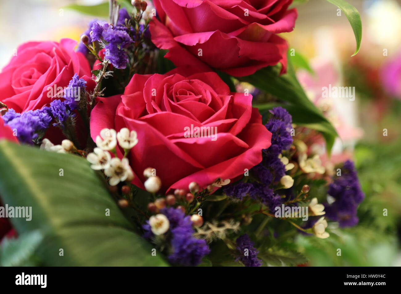 Romantic flowers bunch pink roses Stock Photo - Alamy