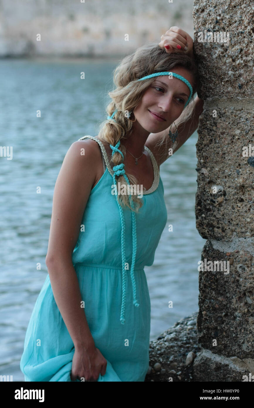 Woman turquoise jewelry hi-res stock photography and images - Alamy