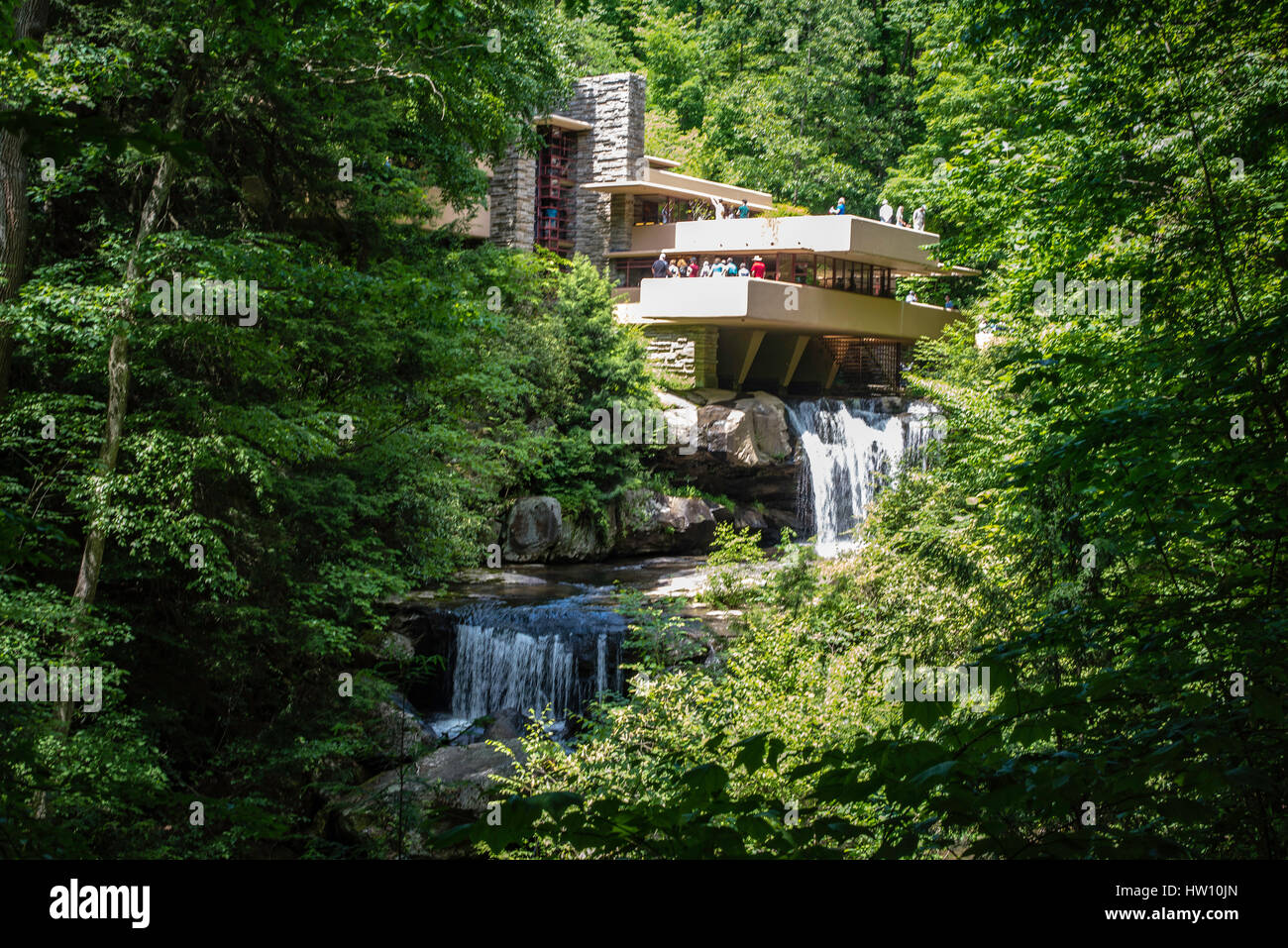Fallingwater house hi-res stock photography and images - Alamy