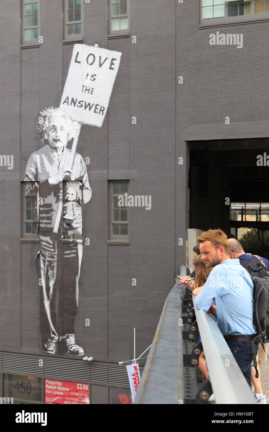 USA, New York, New York City, Manhattan, Mural seen fom High Line Park ...