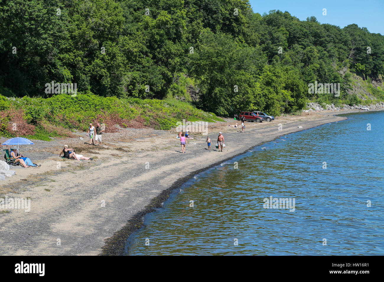 Quay Beach of Cape Sante (Quai - Plage de Cap-Santé Stock Photo - Alamy