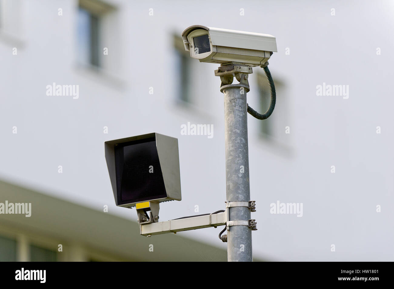 überwachungskamera hi-res stock photography and images - Alamy