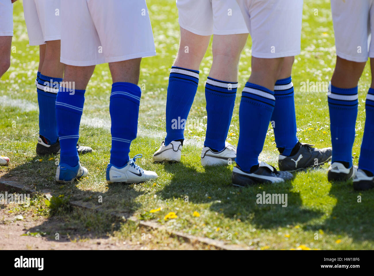 Footballers legs hi-res stock photography and images - Alamy