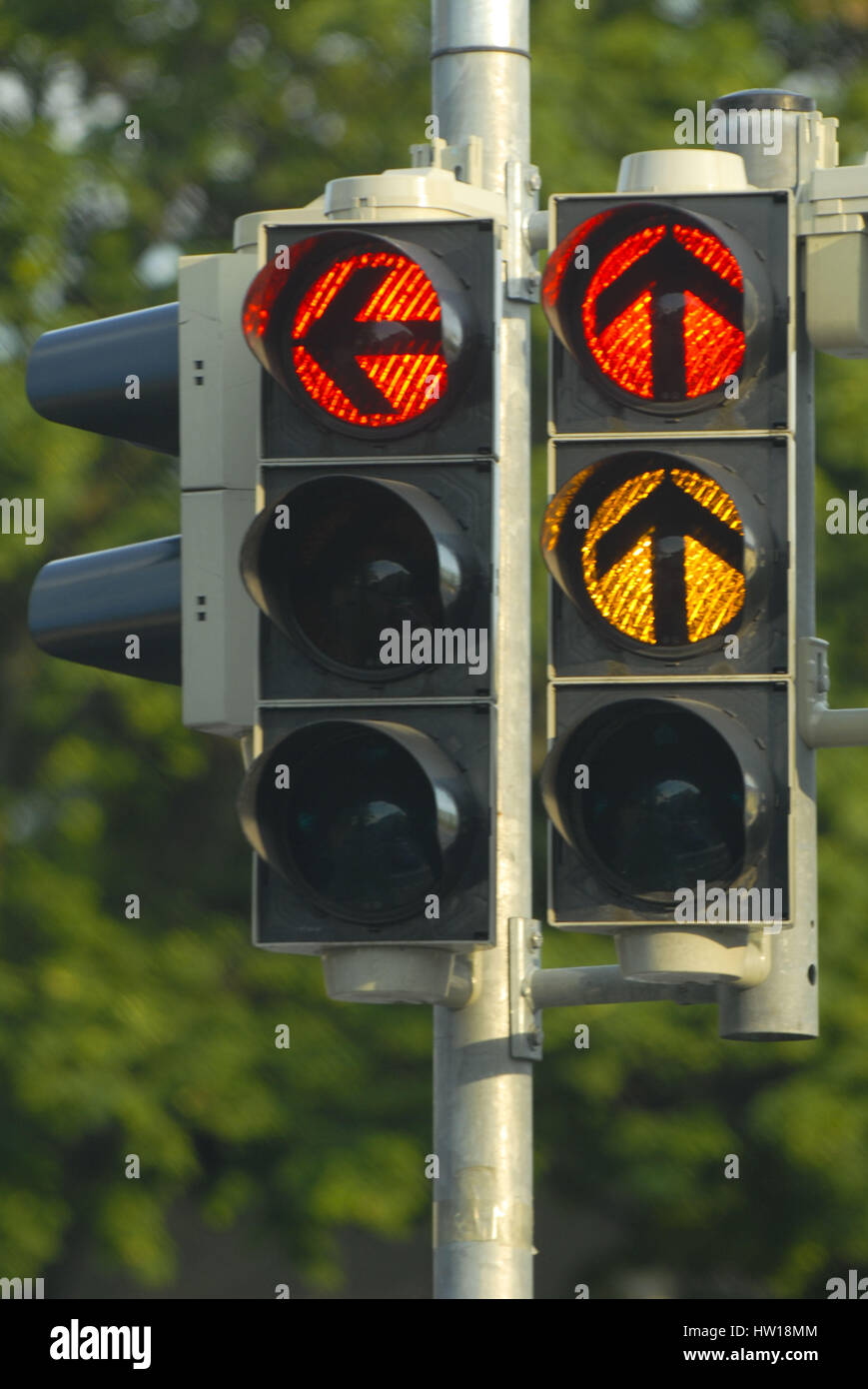 Traffic light device , Ampelanlage Stock Photo - Alamy