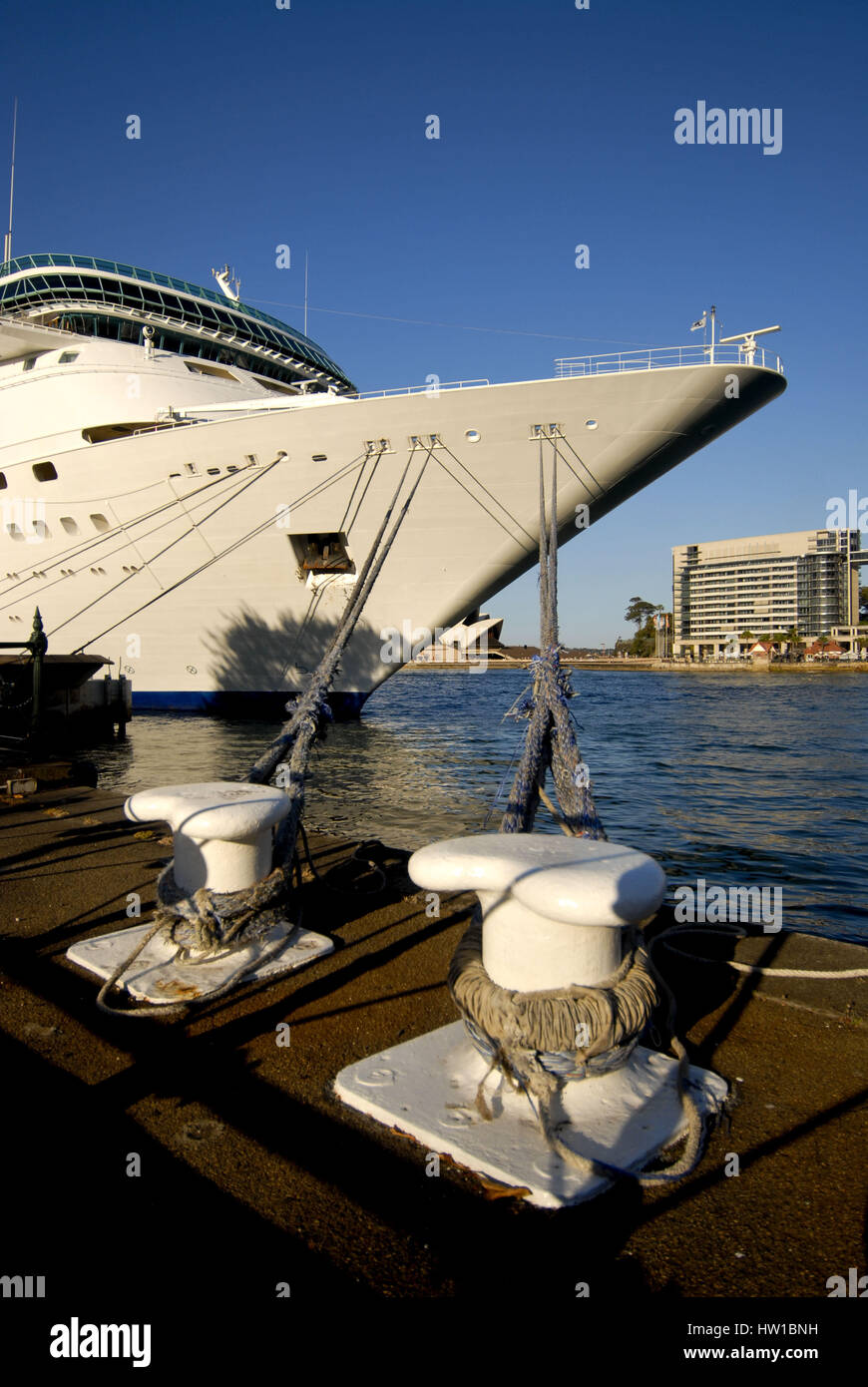 Cruise ship in Darling Harbour, Sydney, Kreuzfahrtschiff in Darling ...