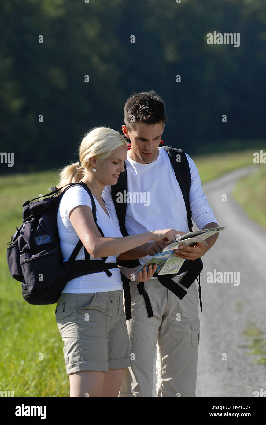 Wandern Paar High Resolution Stock Photography and Images - Alamy