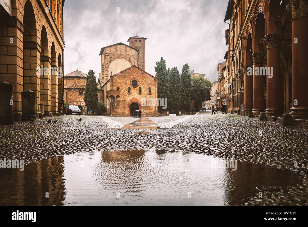 Corte isolani building hi-res stock photography and images - Alamy