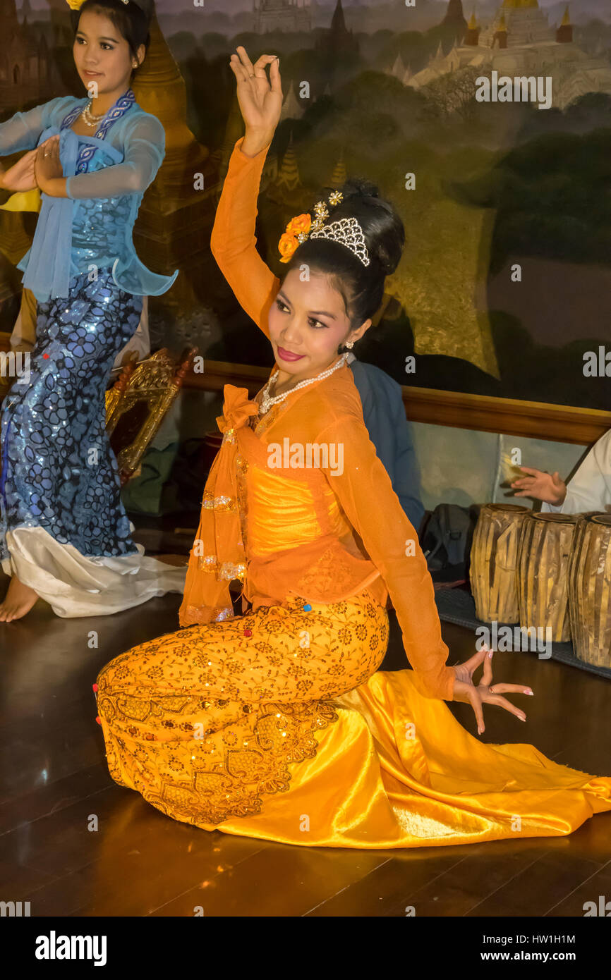 Myanmar Cultural Dancer, Mandalay Stock Photo - Alamy