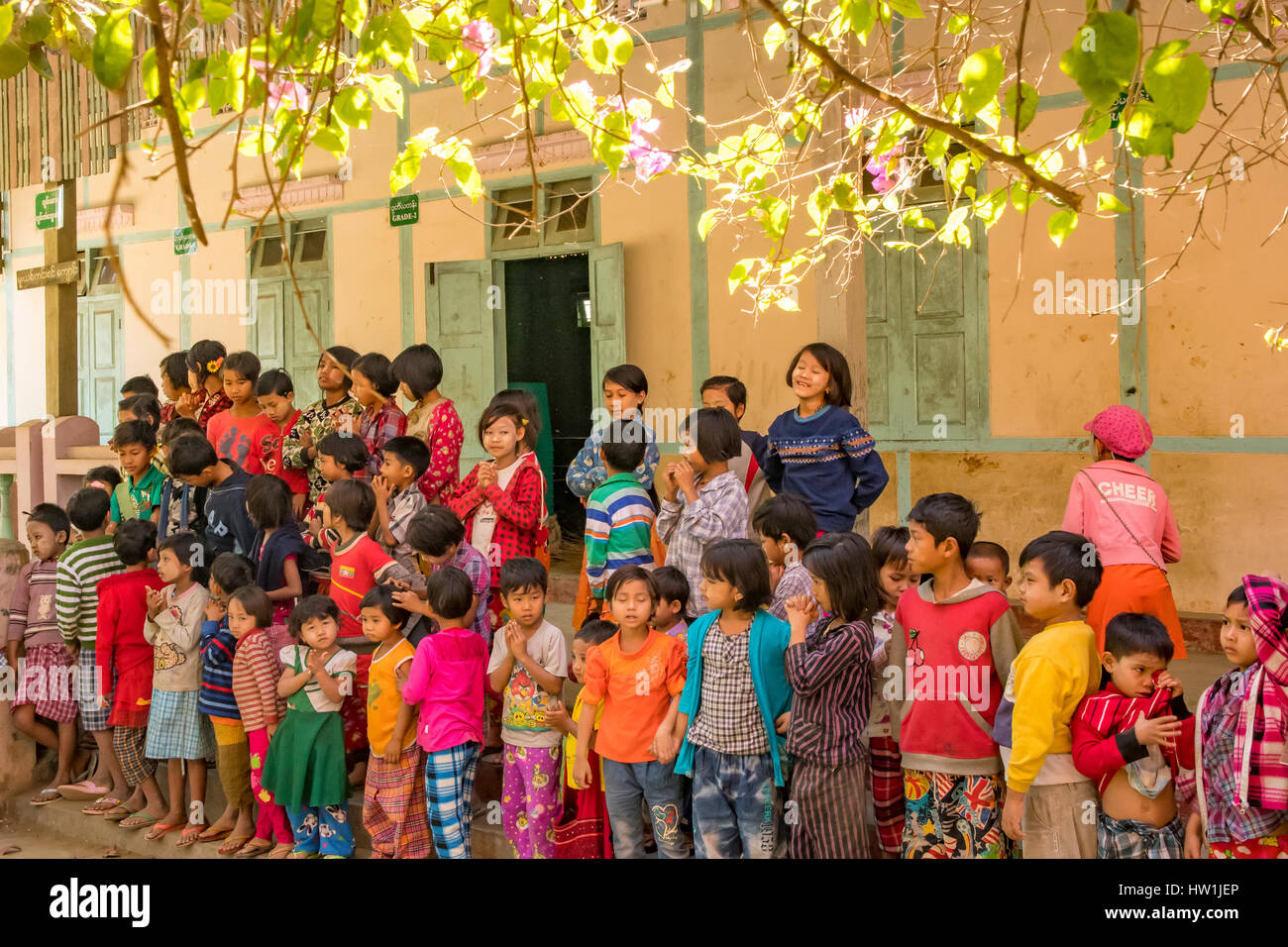 Children school myanmar hi-res stock photography and images - Alamy