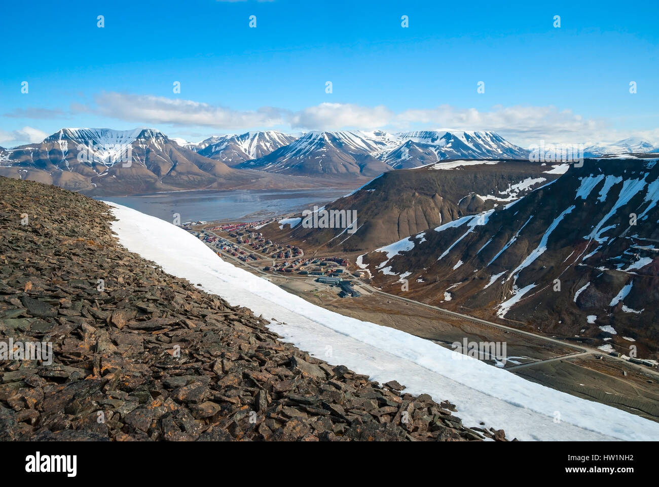 Norway svalbard spitzbergen longyearbyen hi-res stock photography and ...
