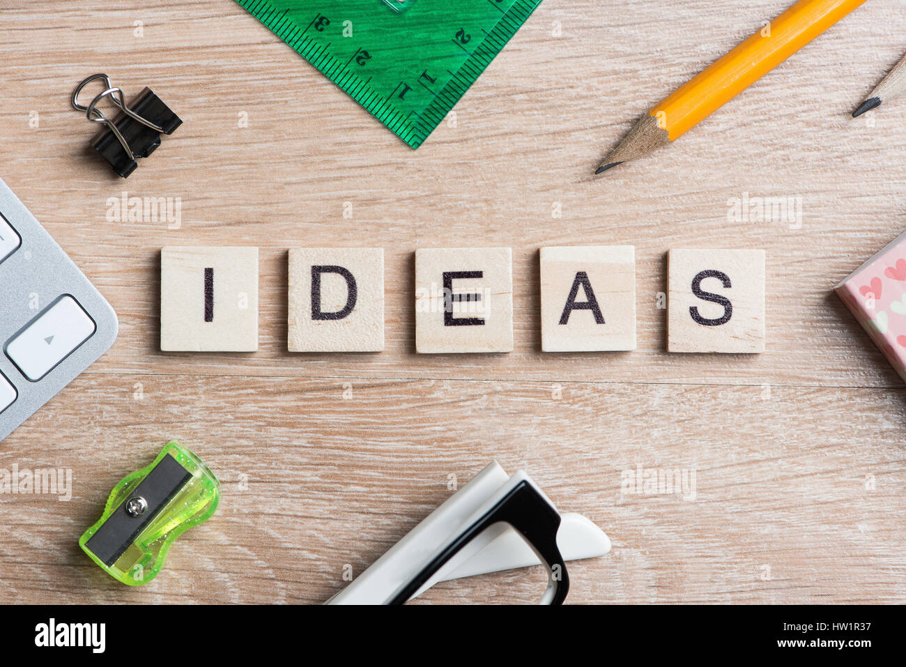 Brainstorming table hi-res stock photography and images - Alamy