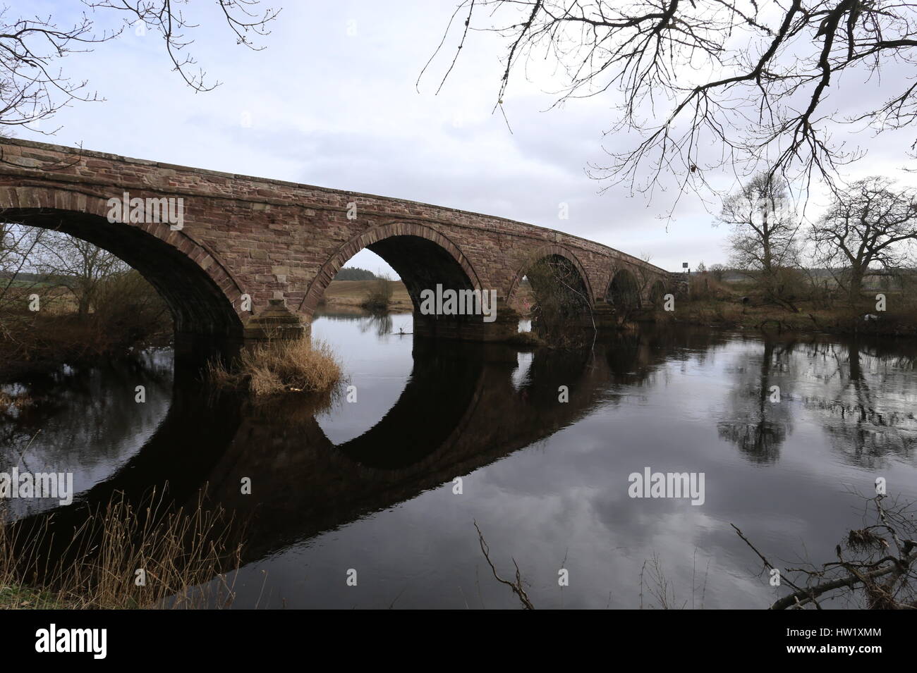 River isla perthshire hi-res stock photography and images - Alamy