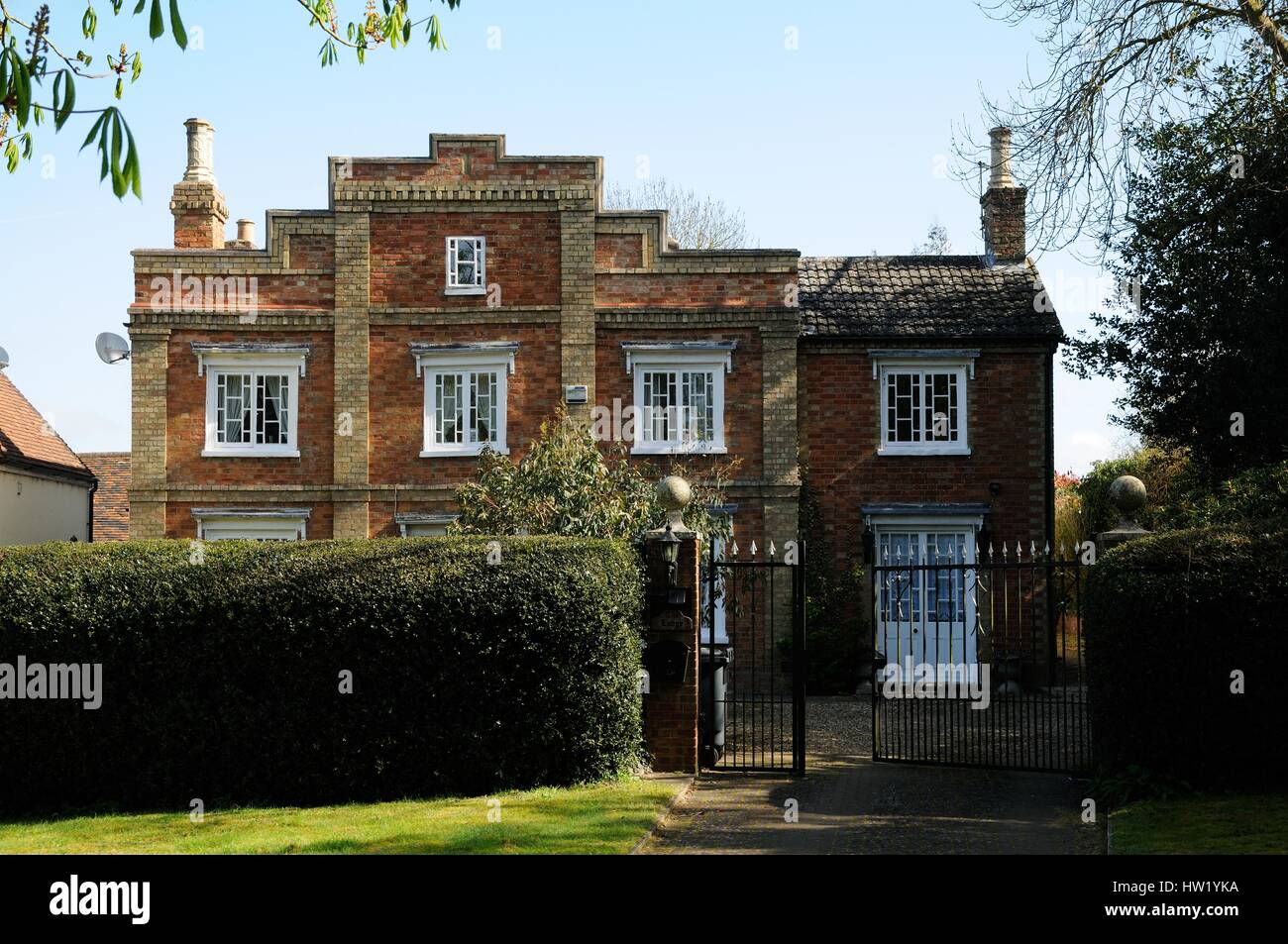 House Parapet