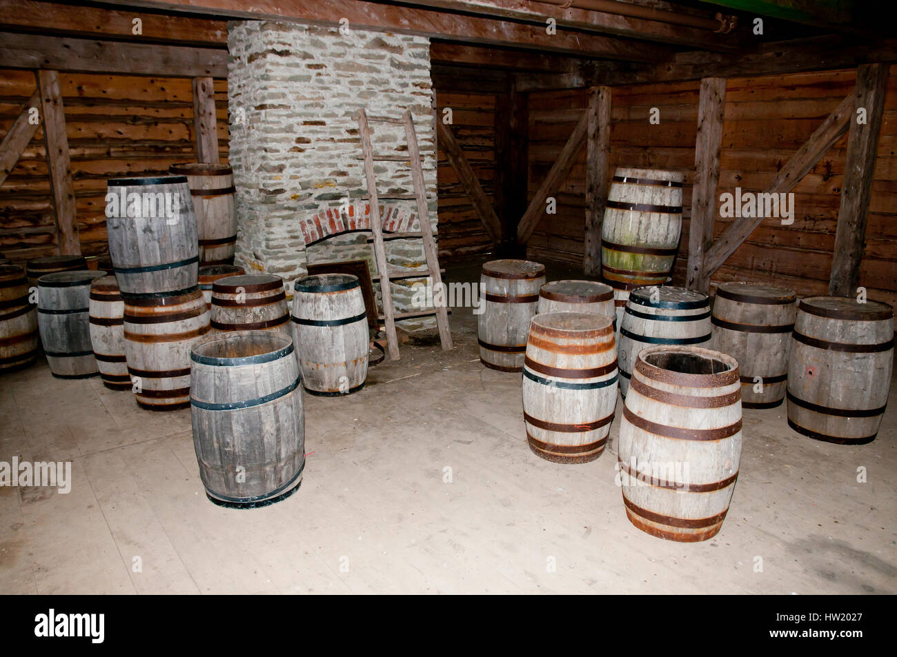Gunpowder barrels hi-res stock photography and images - Alamy