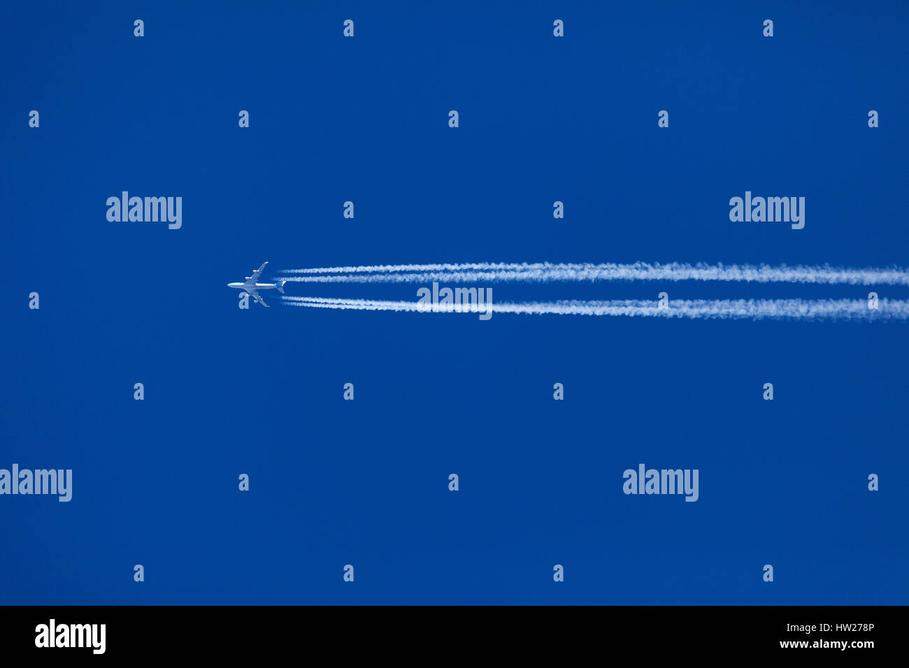 A KLM Royal Dutch Airlines Boeing 747 at High Altitude Crossing the ...