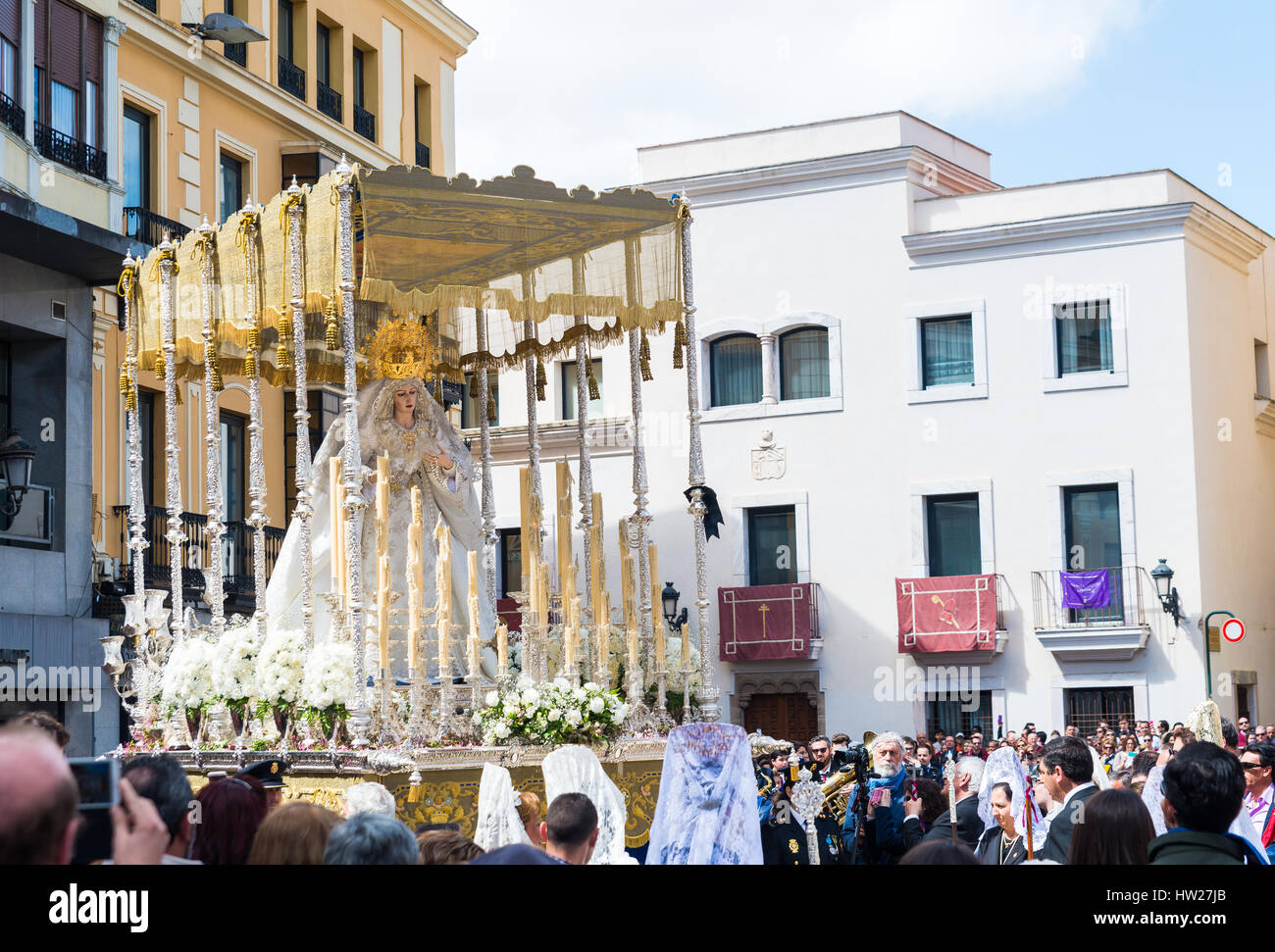 Procession catholic mary hi-res stock photography and images - Alamy