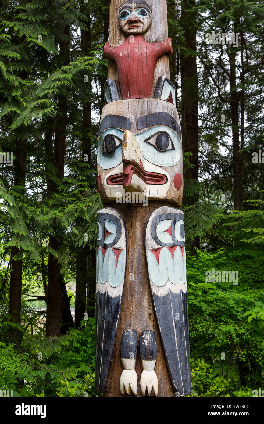 Ancient inuit totem in alaska hi-res stock photography and images - Alamy
