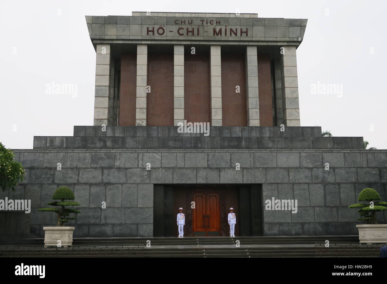 Changing of the guard, Ho Chi Minh Mausoleum, Hanoi, Bac Bo, Vietnam ...